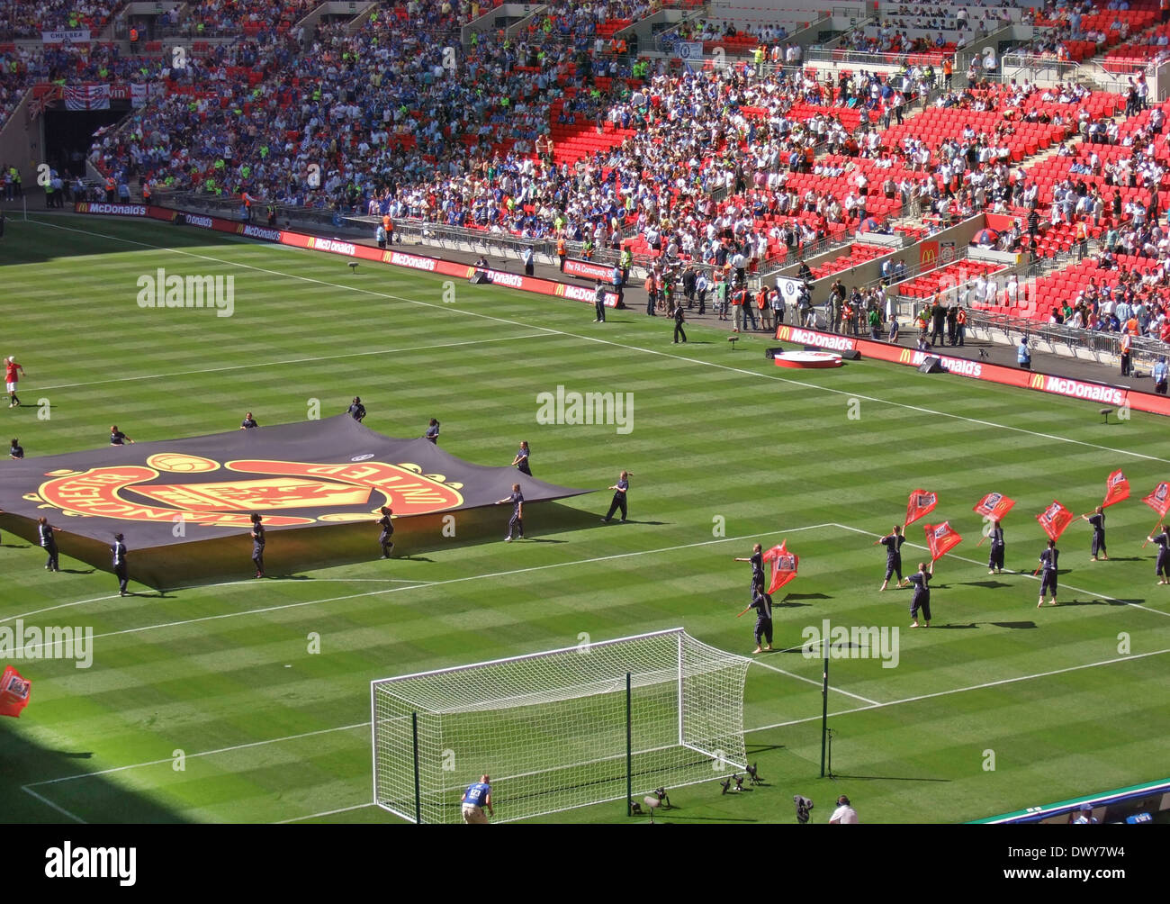 pre-match performance manchester united Stock Photo - Alamy