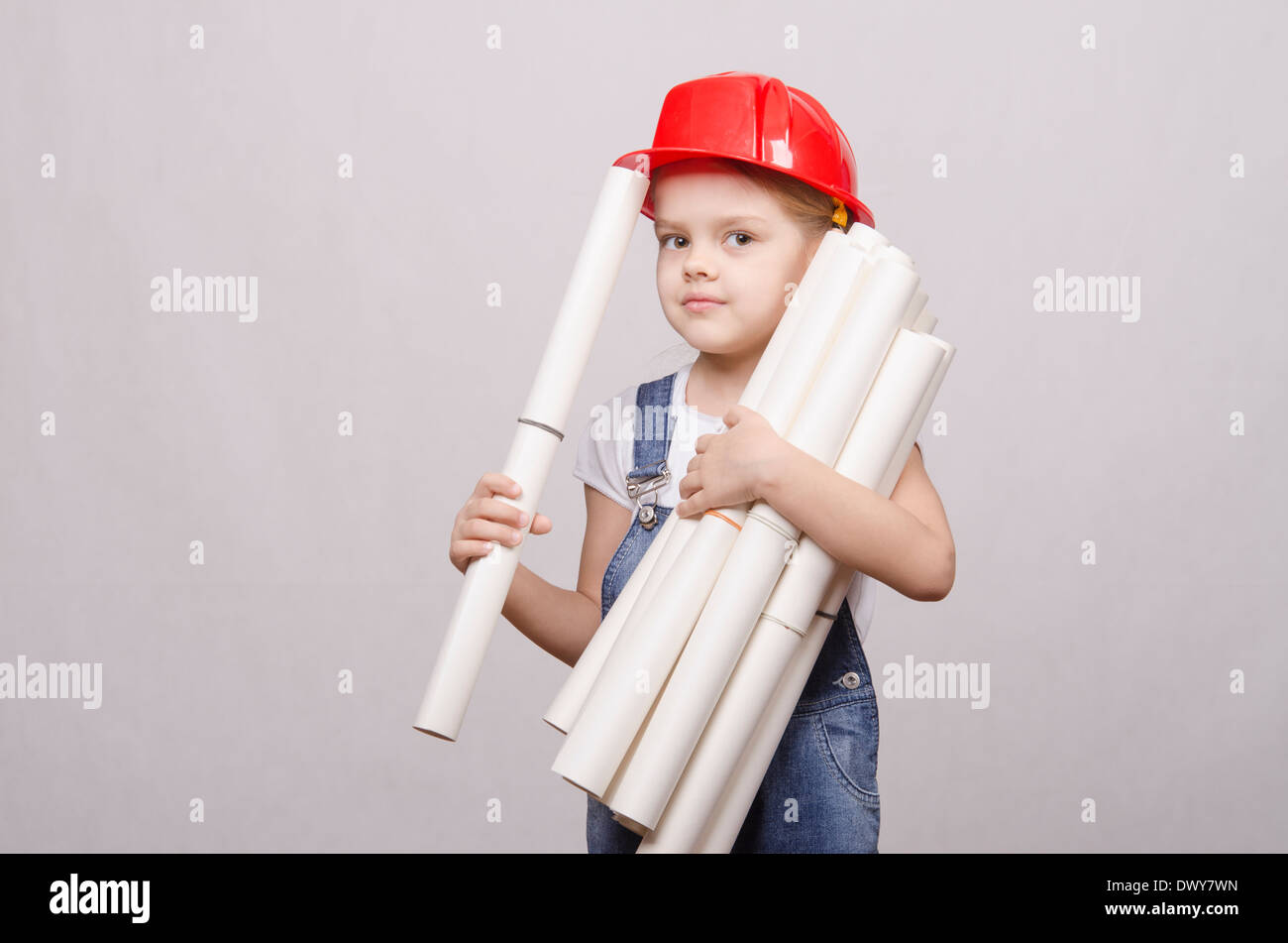 Girl master builder hi-res stock photography and images - Alamy