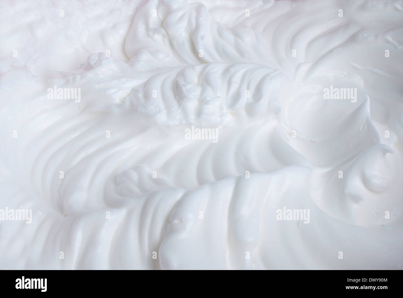 cream on white Stock Photo - Alamy