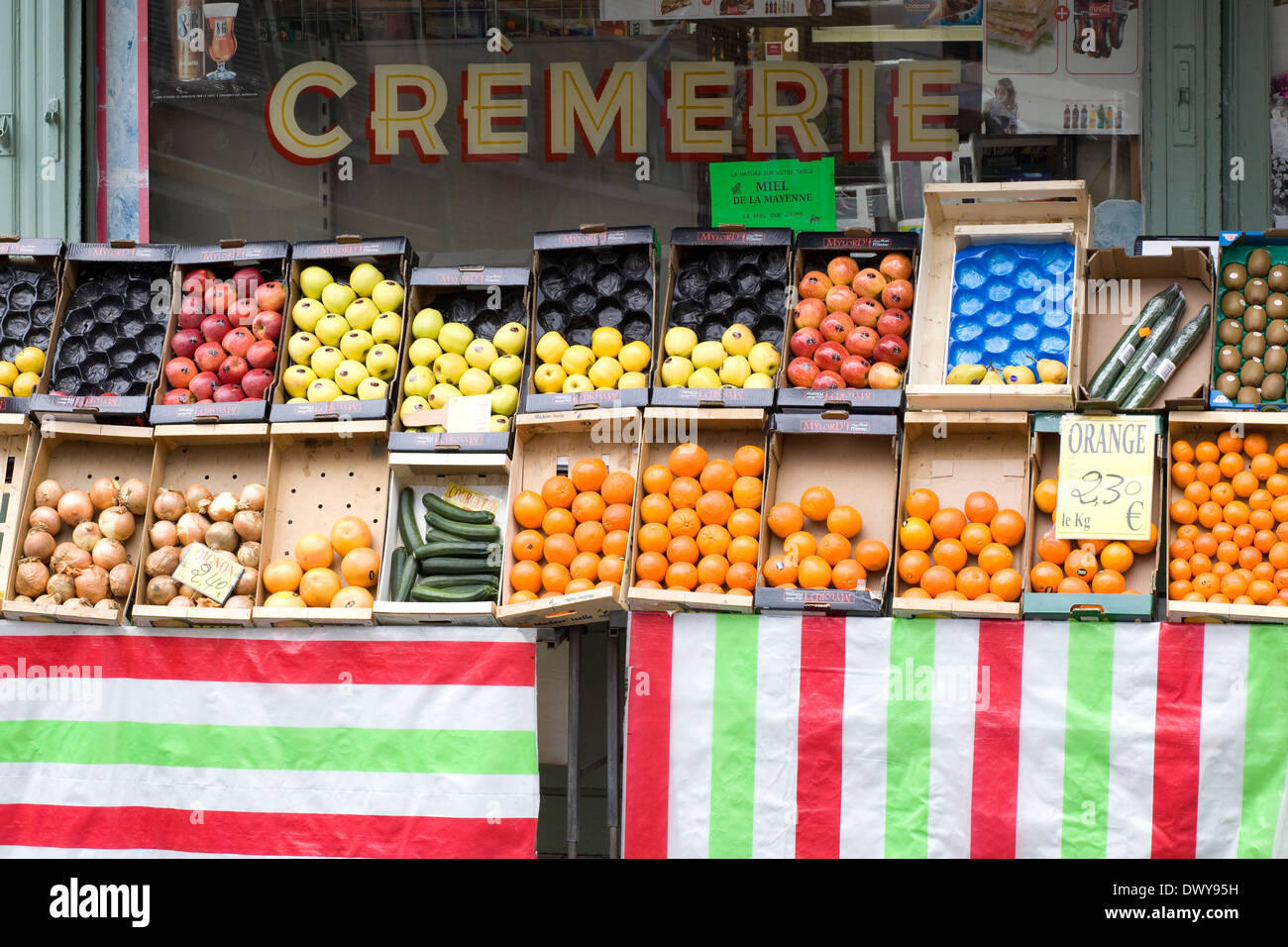 Cremerie hi-res stock photography and images - Alamy