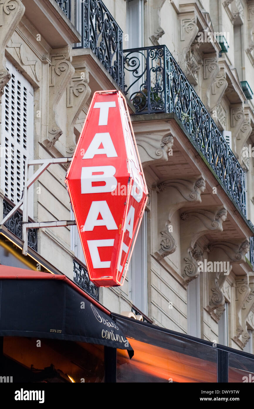 Red neon lit diamond symbol of a traditional French Tabac sign Stock ...