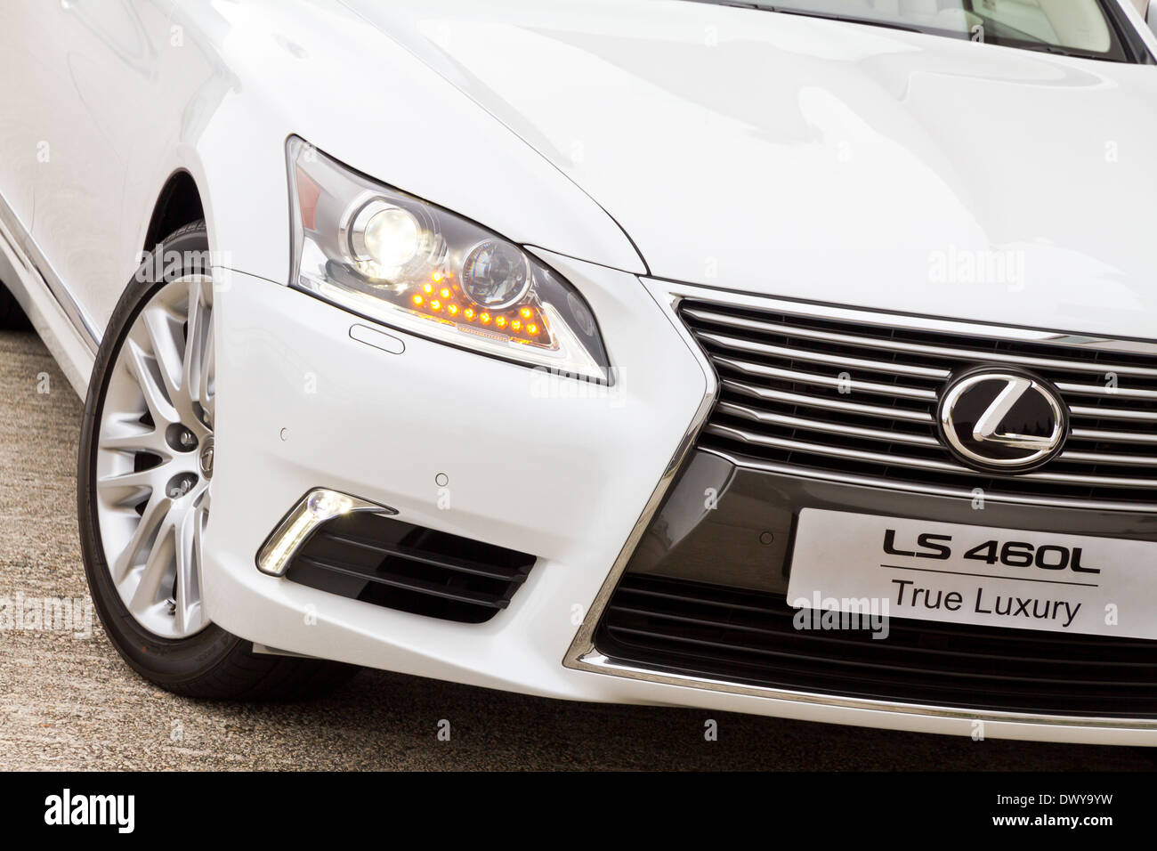 Saloon car hi-res stock photography and images - Alamy