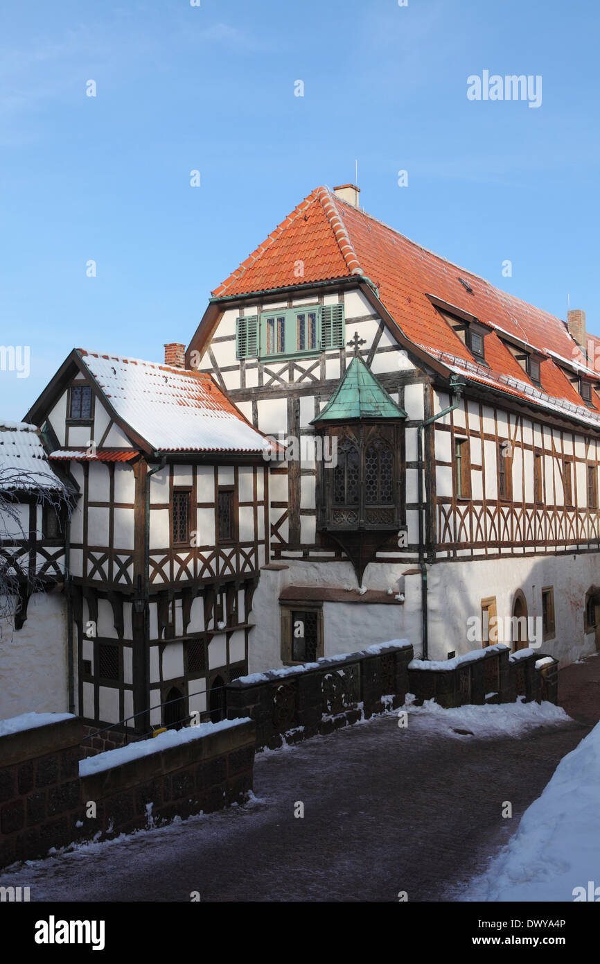 Half timbered gate house hi-res stock photography and images - Alamy