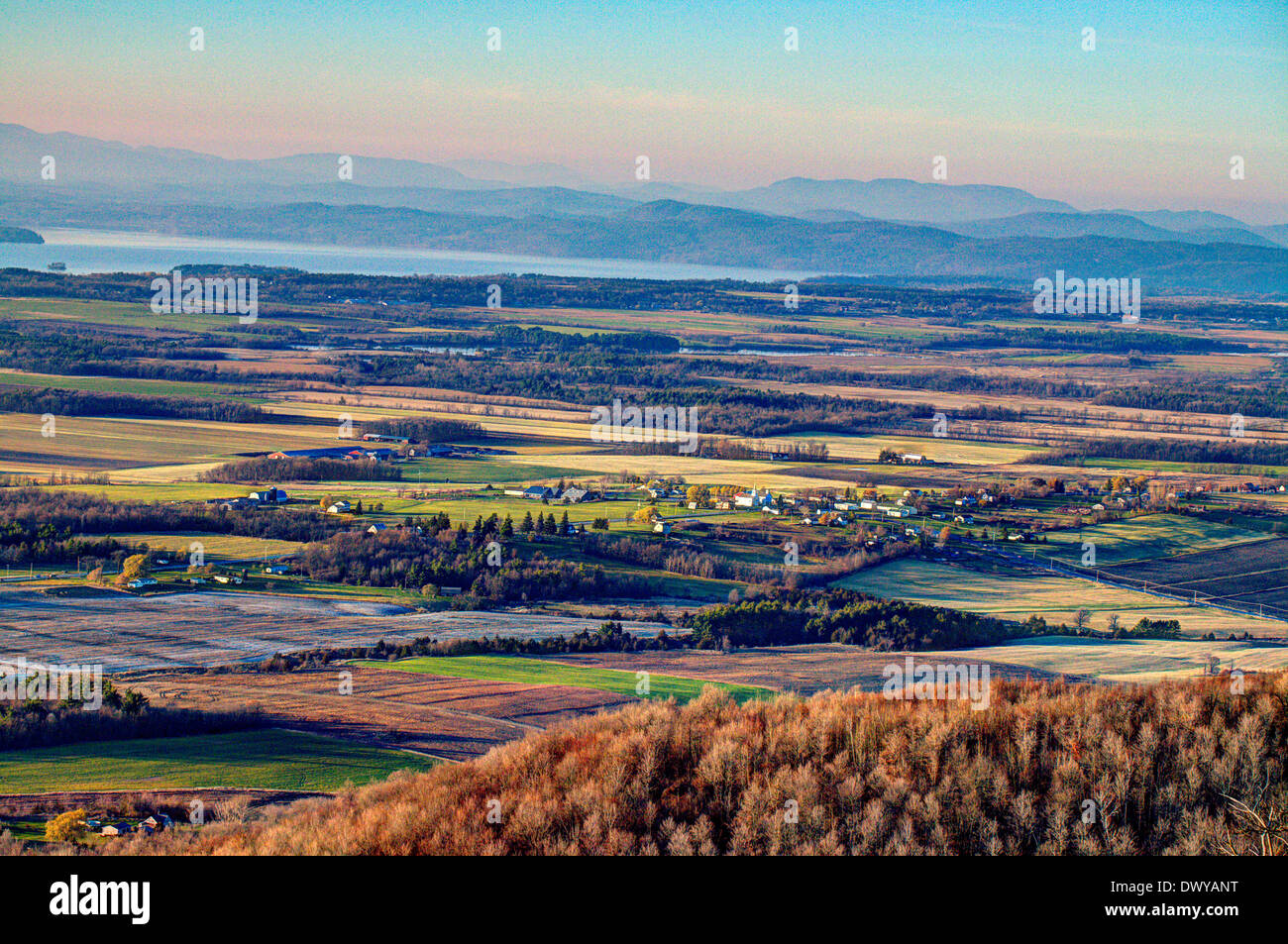 Snake mountain hi-res stock photography and images - Alamy