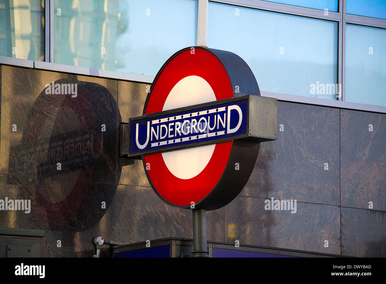 Attached to a building hi-res stock photography and images - Alamy