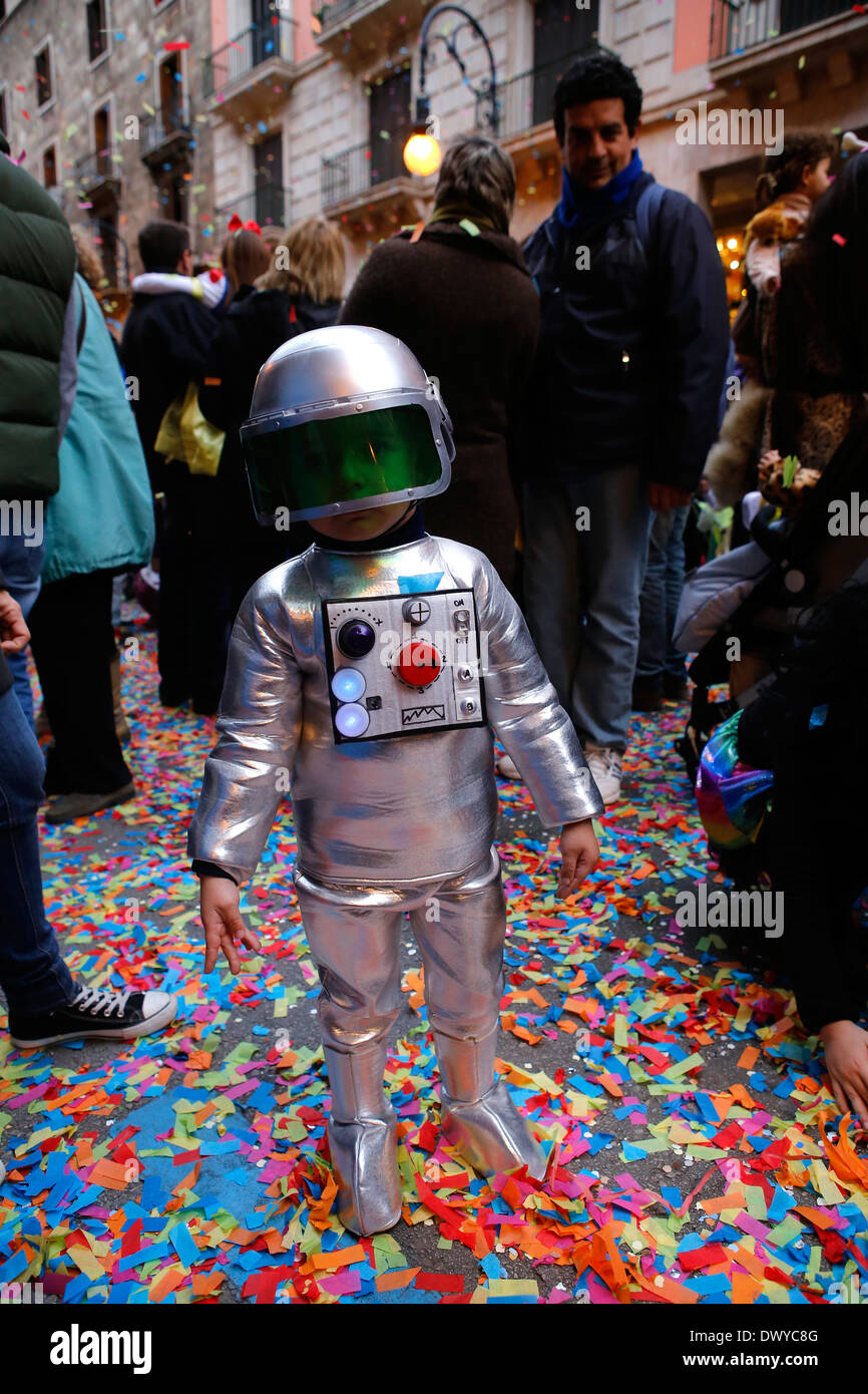 Carnival mask kids hi-res stock photography and images - Alamy