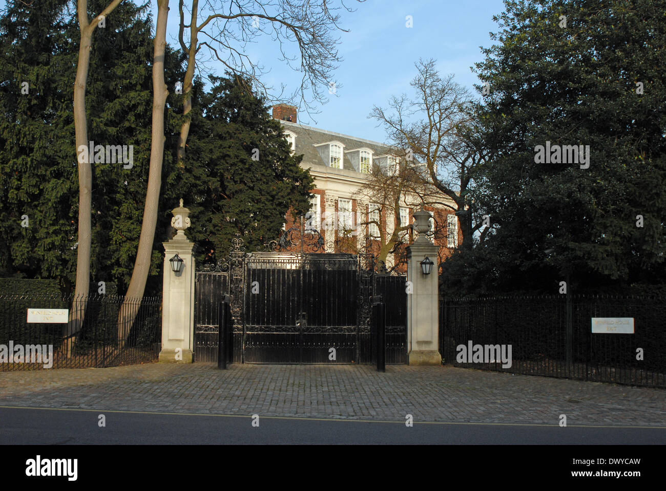 Winfield house london hi-res stock photography and images - Alamy