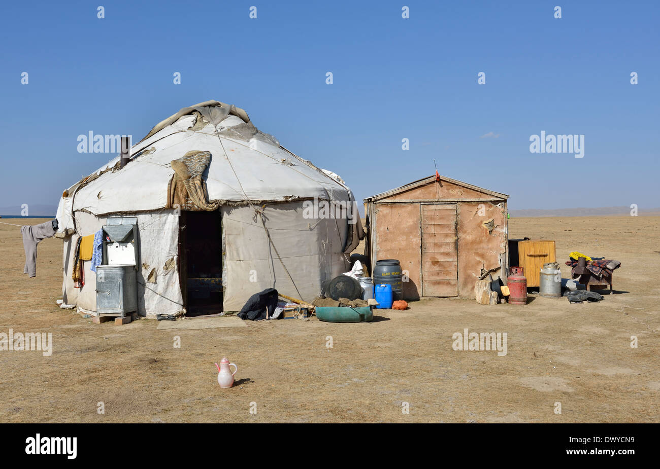 Nomad yurt by Song Kol lake, Tien Shan Mountains, Kyrygzstan Stock ...