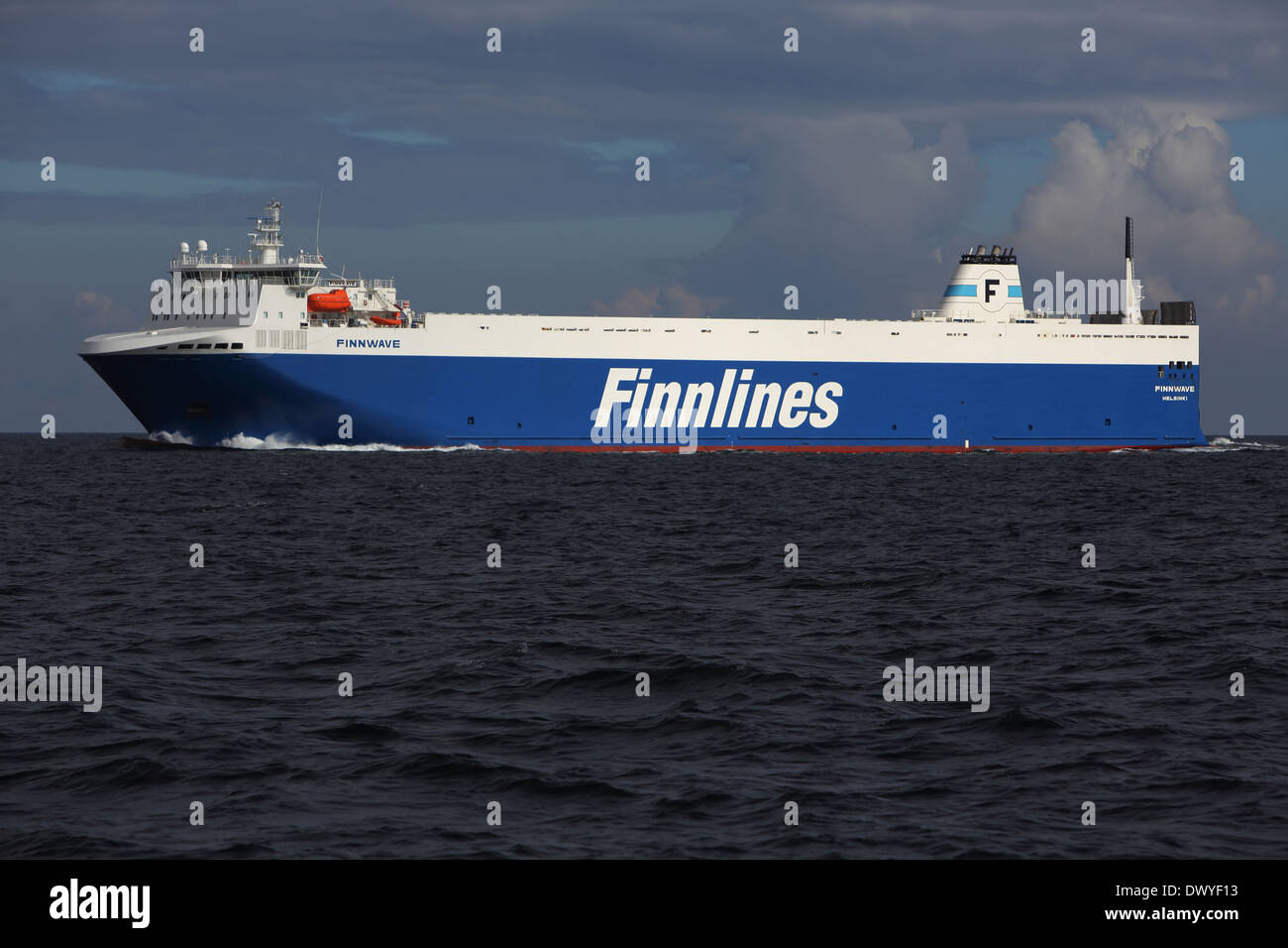 Finn lines hi-res stock photography and images - Alamy