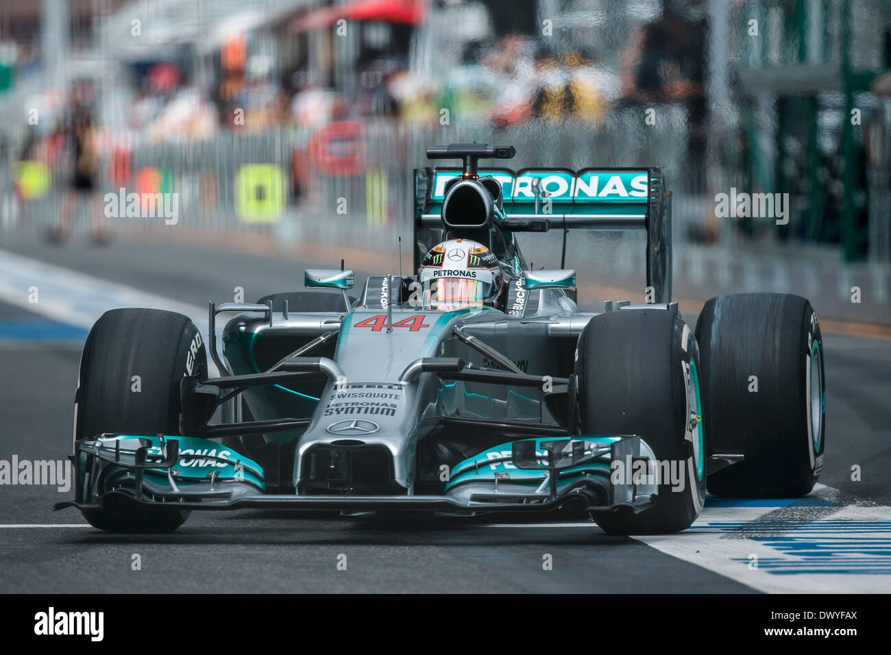 Formula 1 2014 hamilton hi-res stock photography and images - Alamy