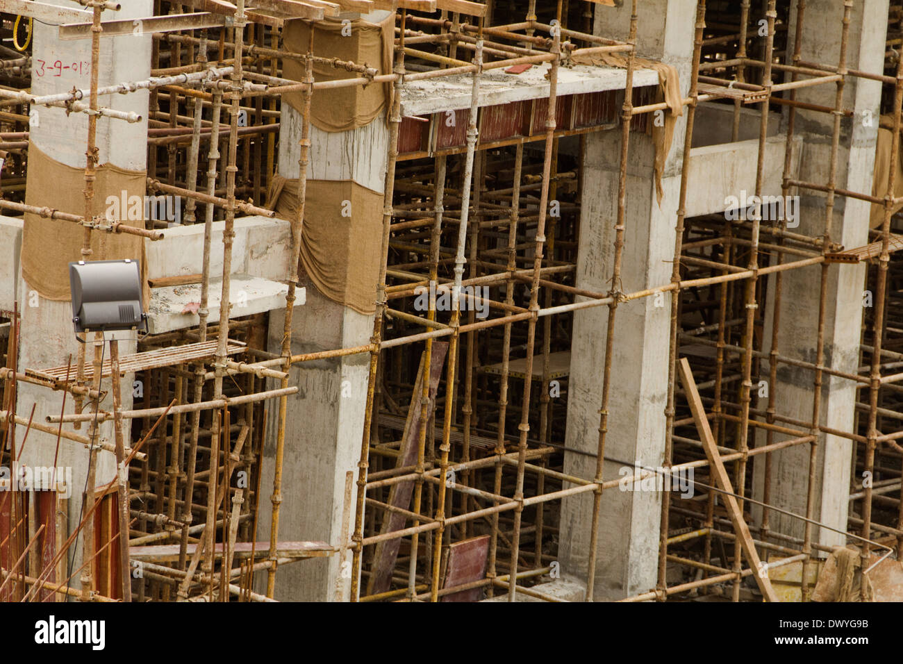 Indian Apartment building under construction Stock Photo - Alamy