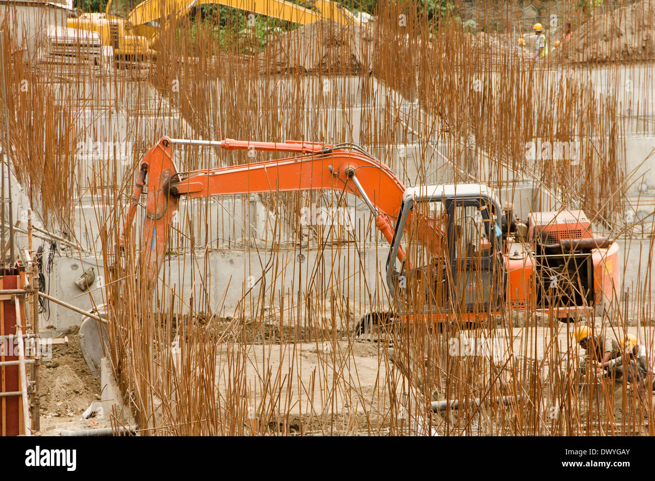Indian Apartment building under construction Stock Photo - Alamy