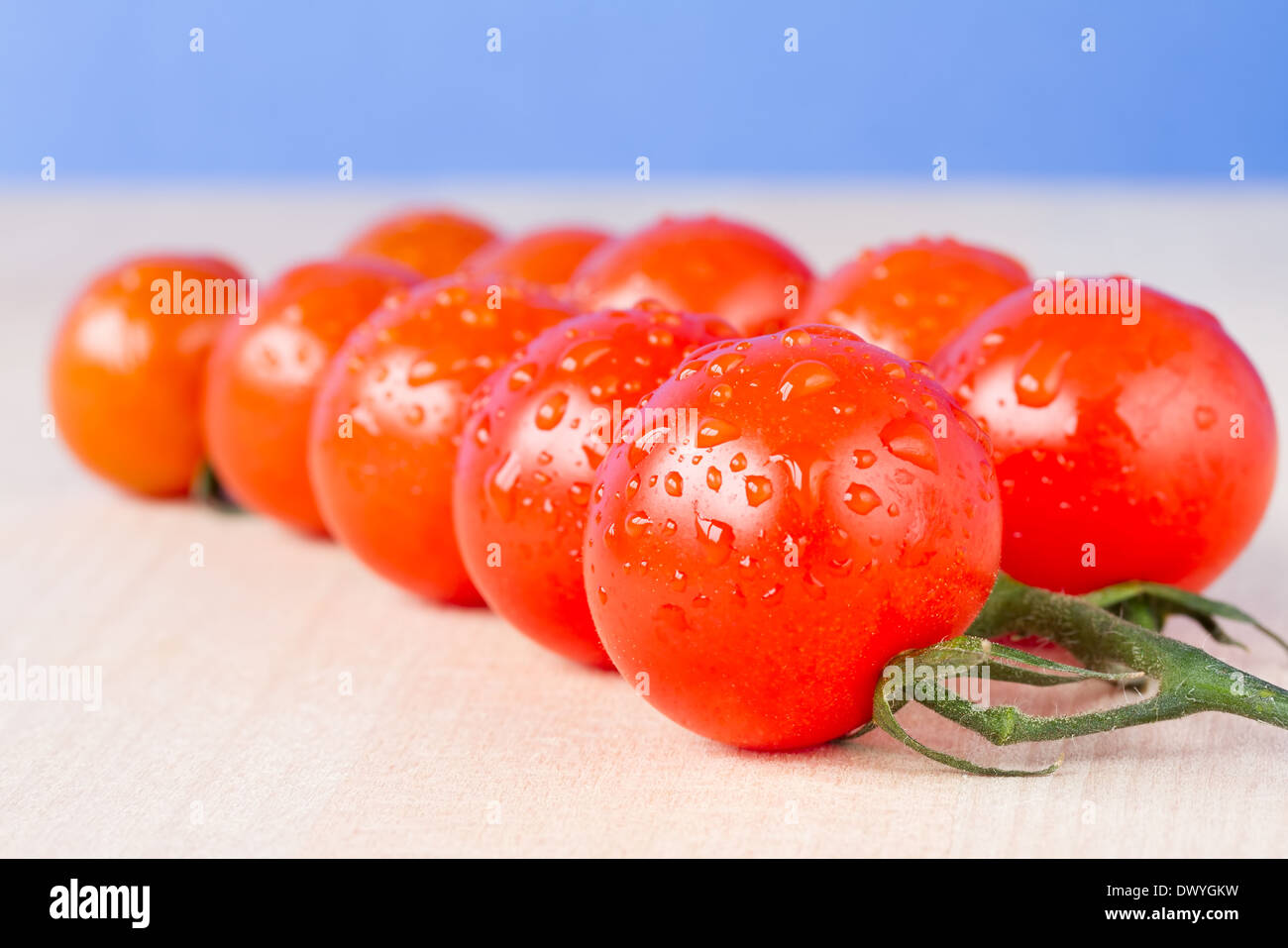 Cherry tomatoes vine hi-res stock photography and images - Alamy