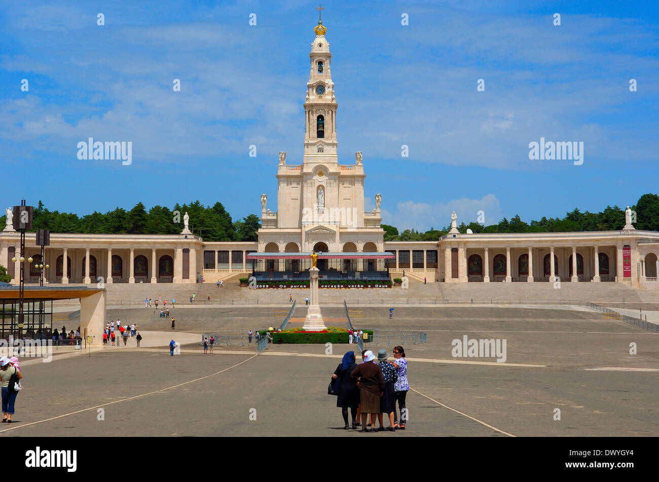 Basilica Of Our Lady Of The Rosary Of Fatima Stock Photos & Basilica Of ...