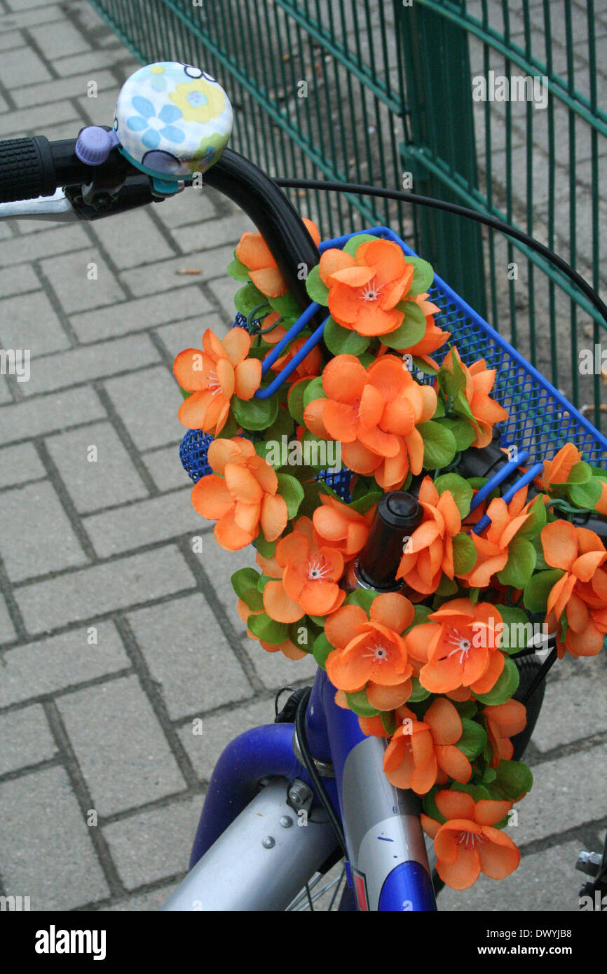 Children bike holland hi-res stock photography and images - Alamy
