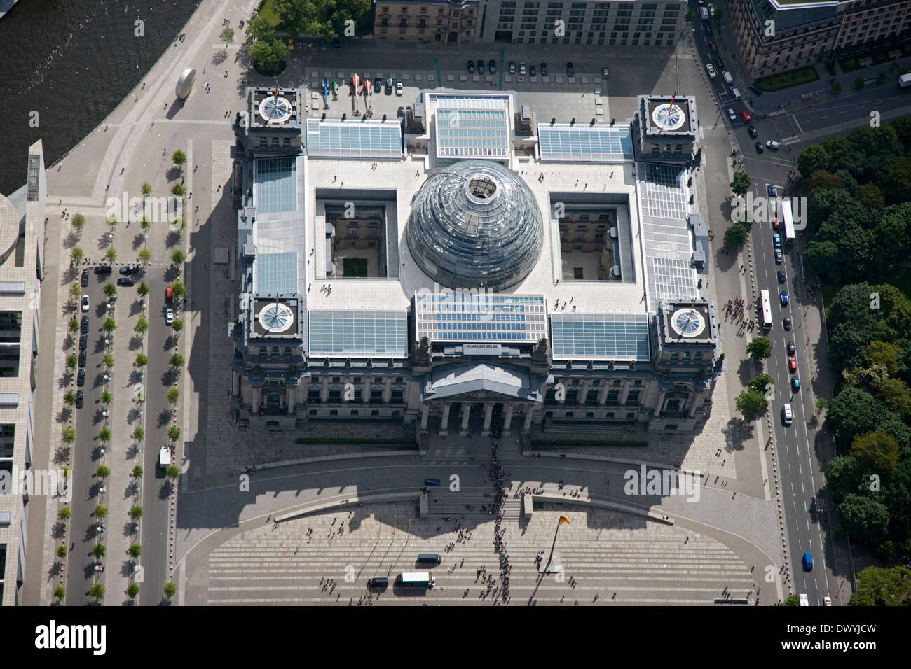 Reichstag building aerial hi-res stock photography and images - Alamy