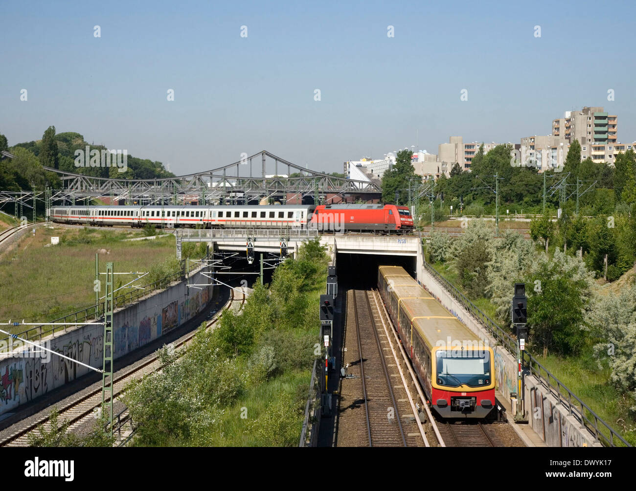 Northern cross railroad hi-res stock photography and images - Alamy