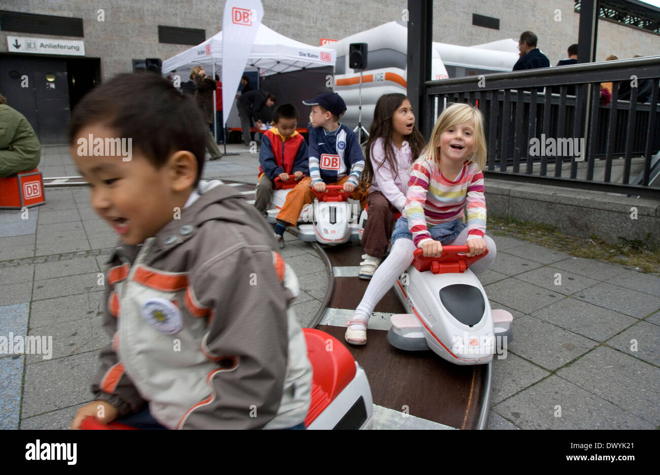 Childrens railway hi-res stock photography and images - Alamy