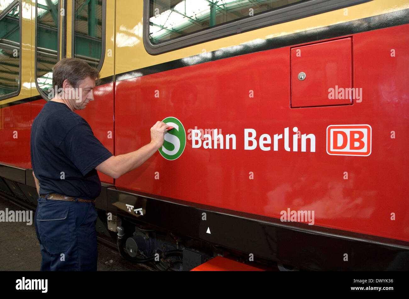 Sbahn Logo Pei Tel Equips Berlin S Bahn With Communication Technology