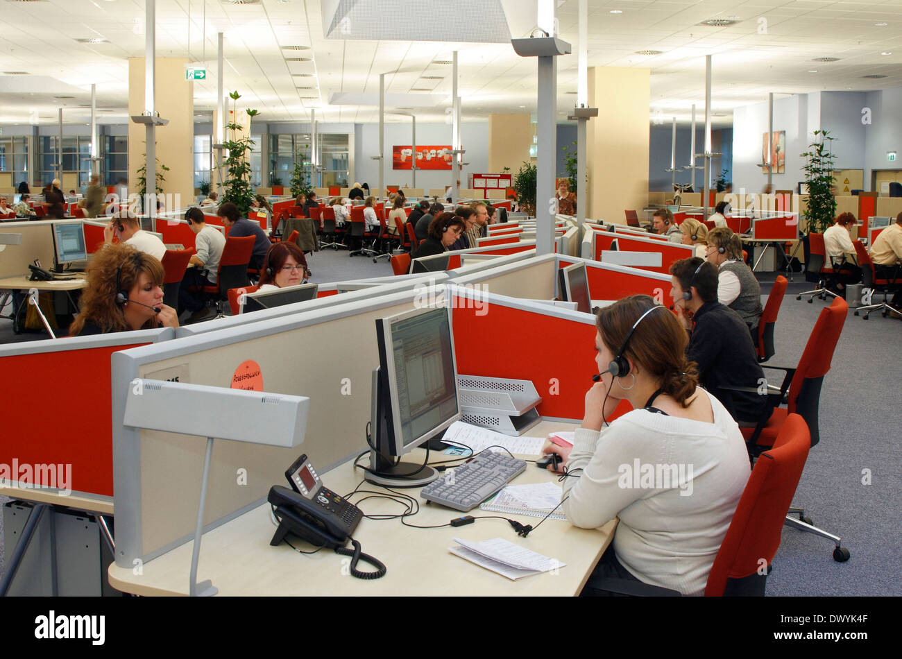 Communication source hi-res stock photography and images - Alamy