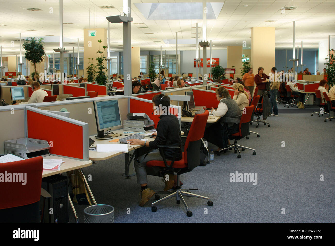 Telephone survey call center hi-res stock photography and images - Alamy