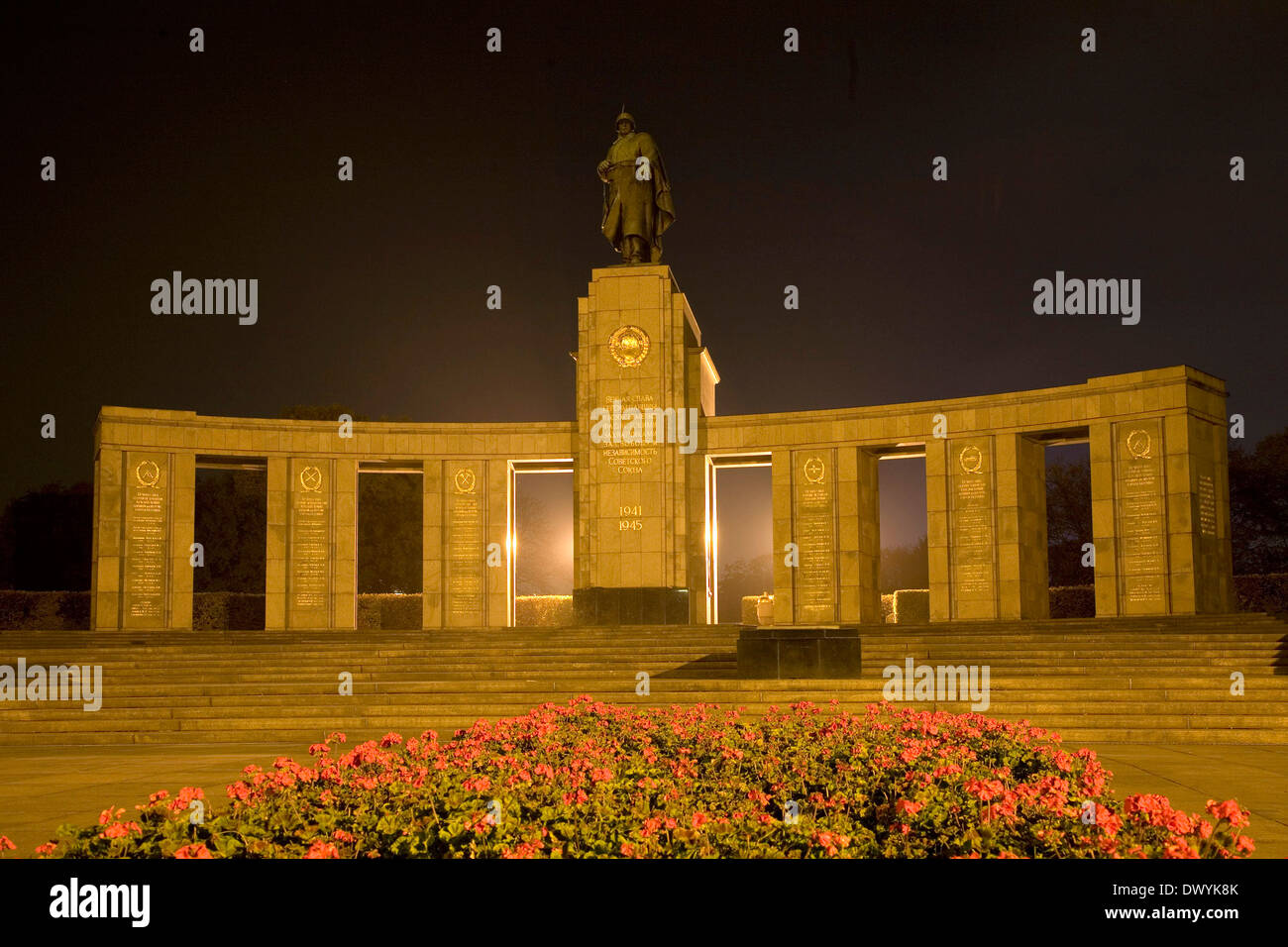 Soviet War Memorial Stock Photo - Alamy