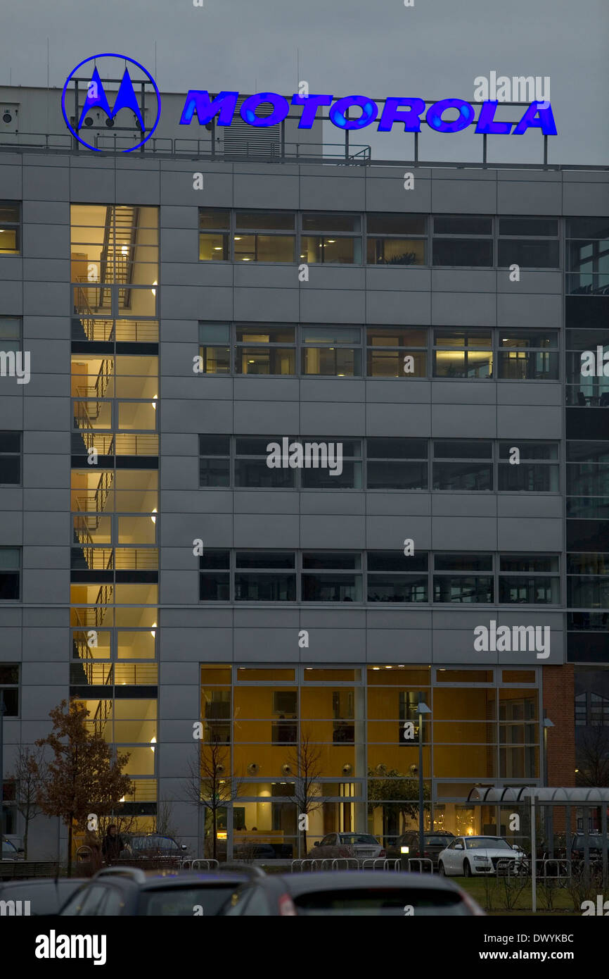 Motorola building hi-res stock photography and images - Alamy