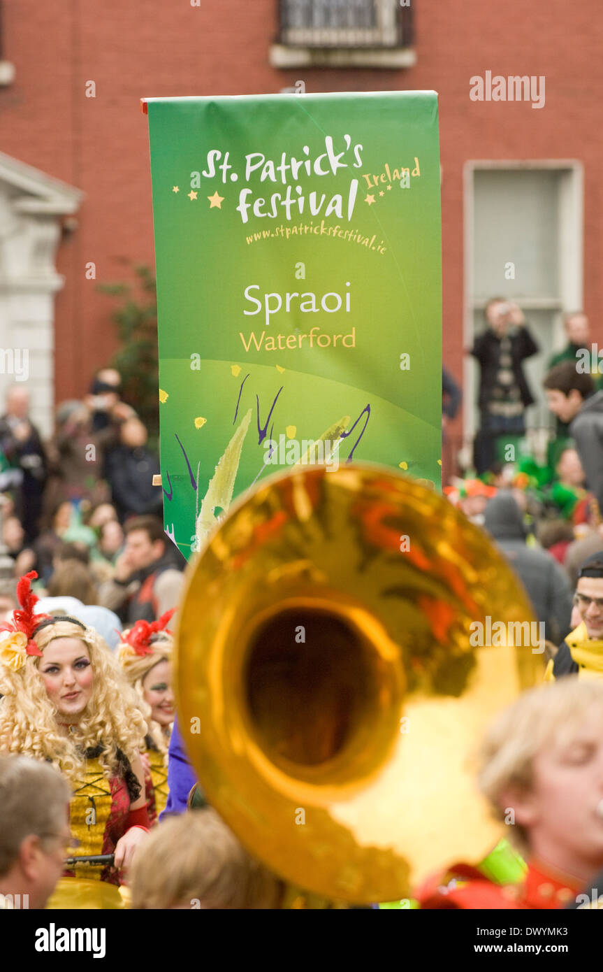 St Patricks Day Banner in Carnival Parade Stock Photo - Alamy