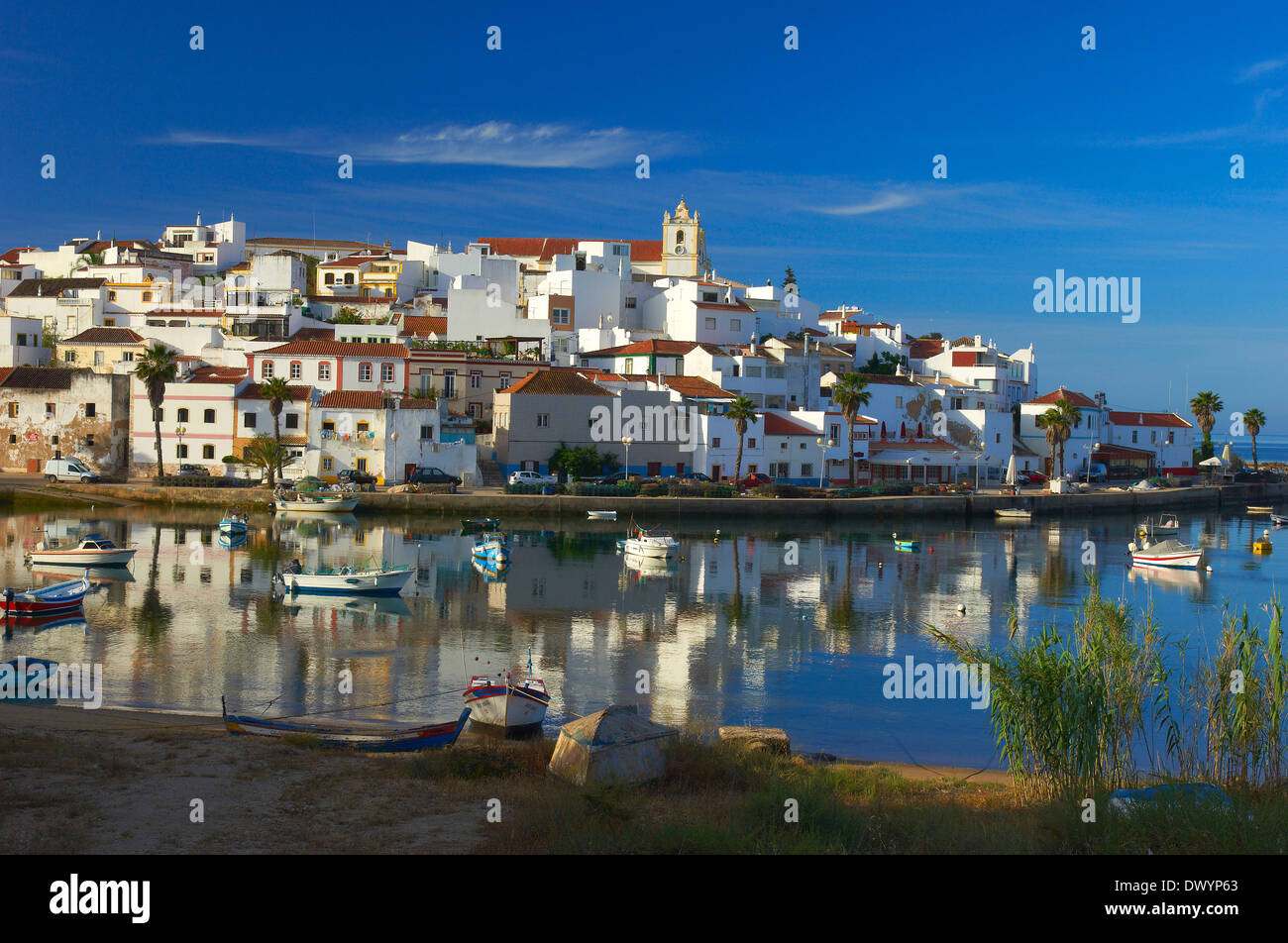 Harbour in ferragudo hi-res stock photography and images - Alamy