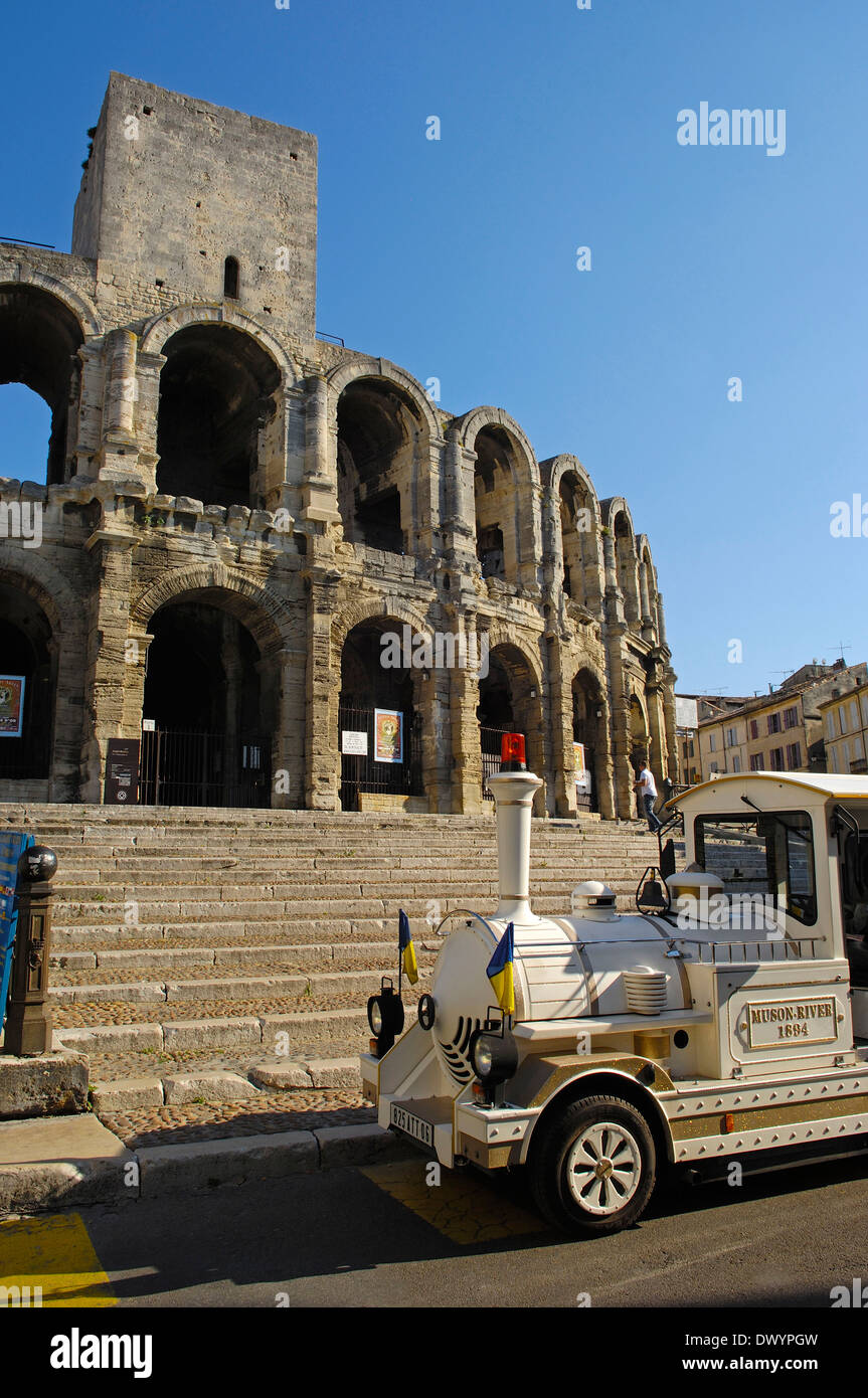 Arles Amphitheatre, Arles Stock Photo - Alamy