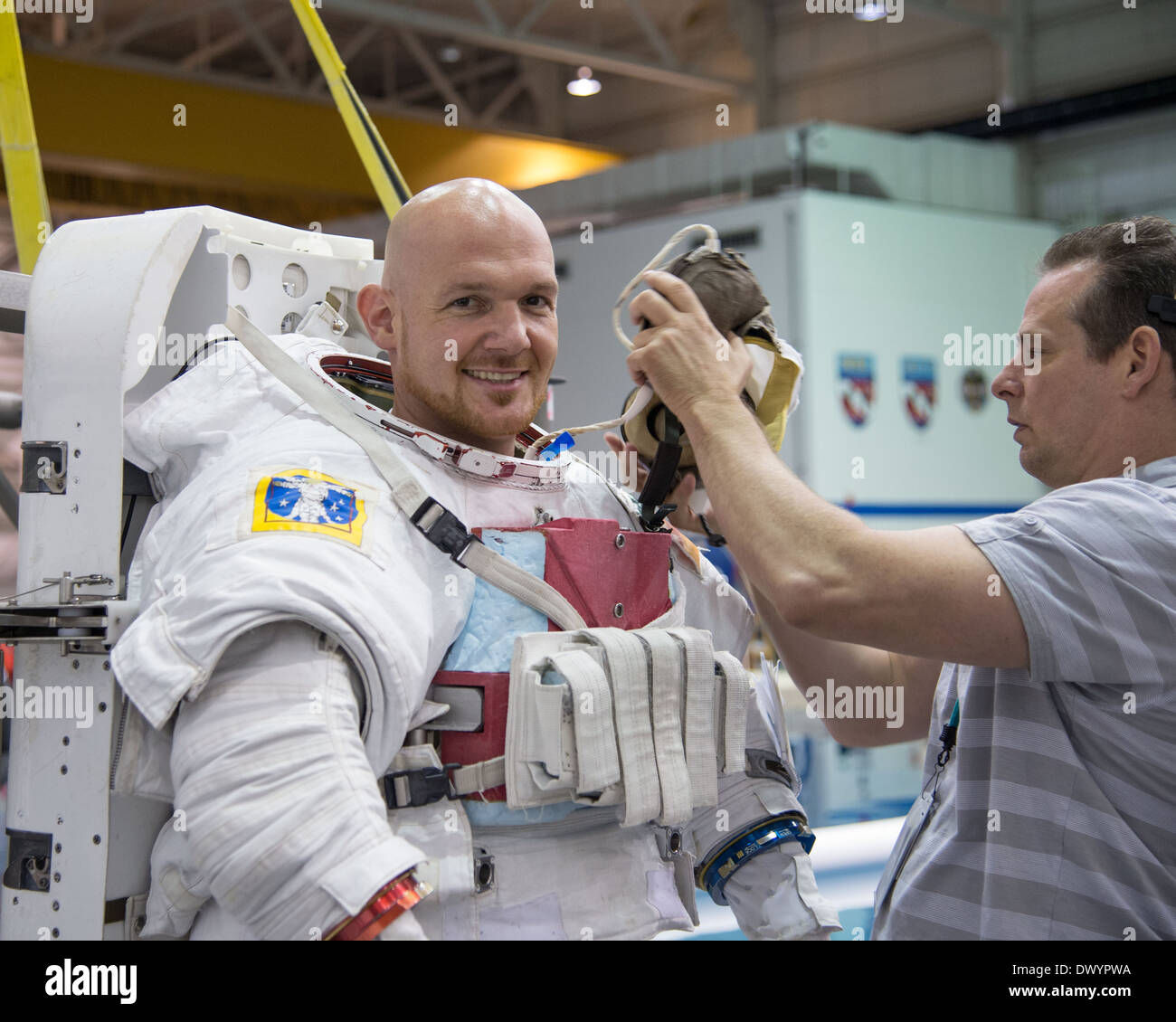 Nasa training underwater hi-res stock photography and images - Alamy