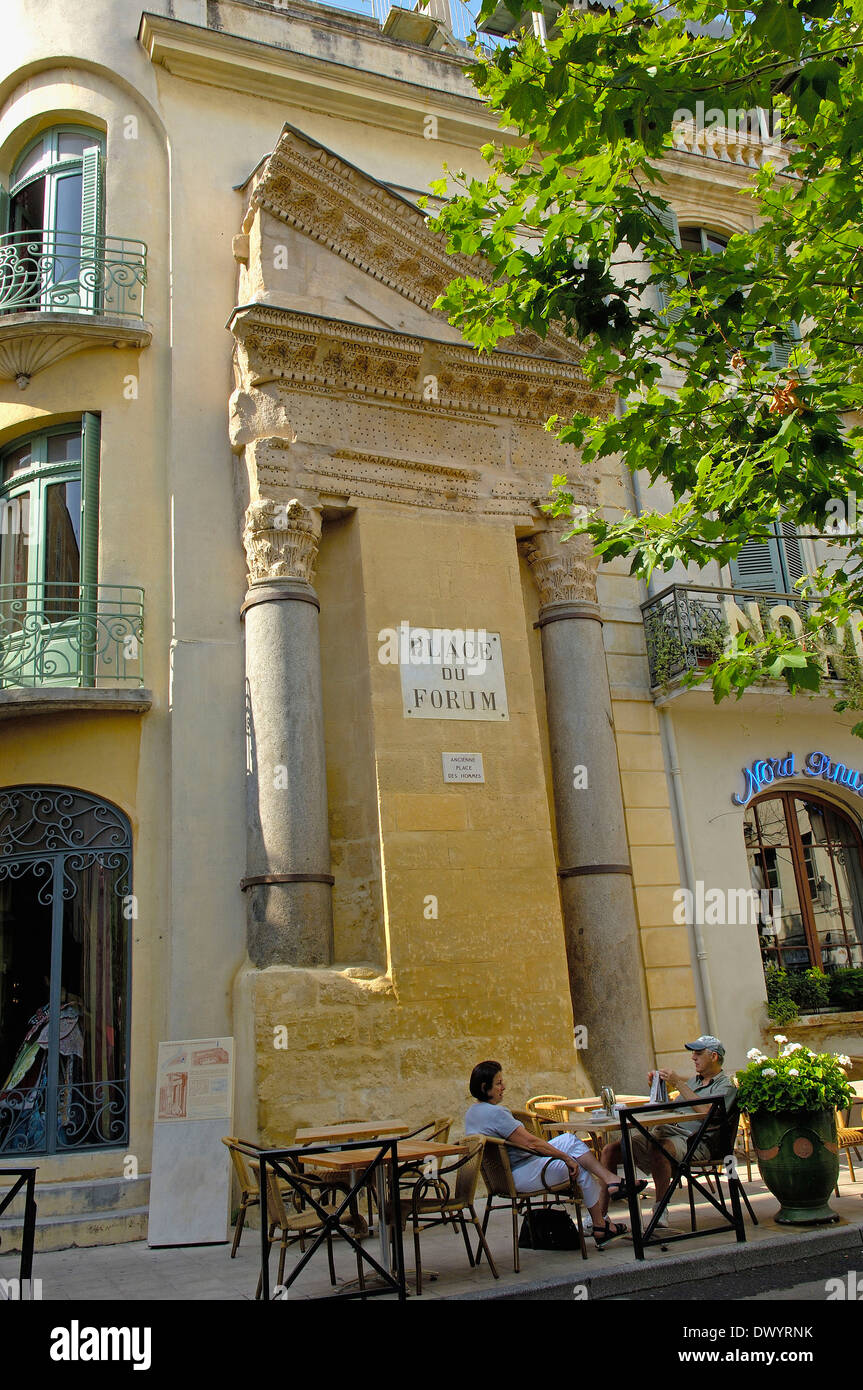 Place du Forum, Arles Stock Photo - Alamy