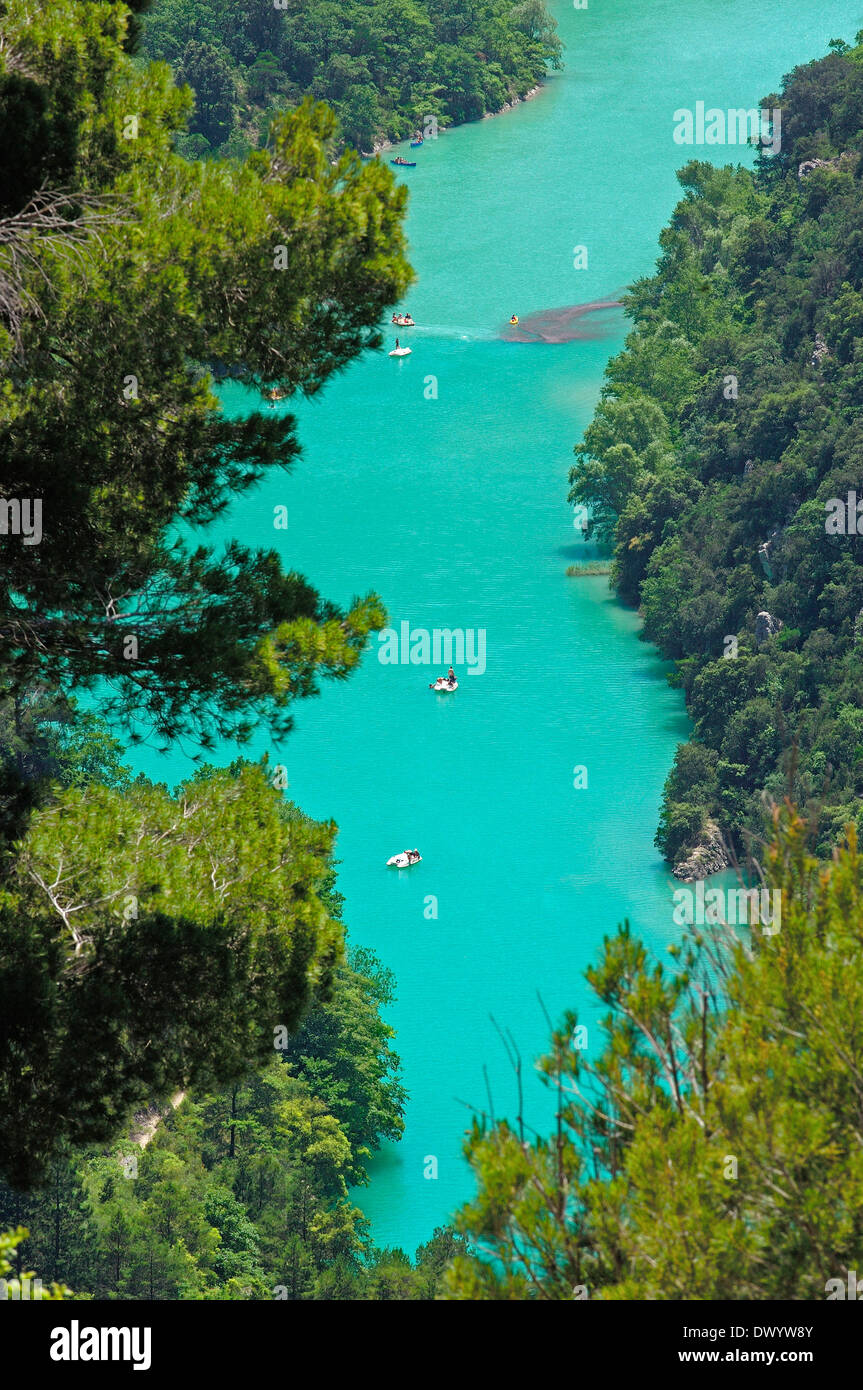 Gorges du verdon gorge du verdon canyon vertical hi-res stock ...