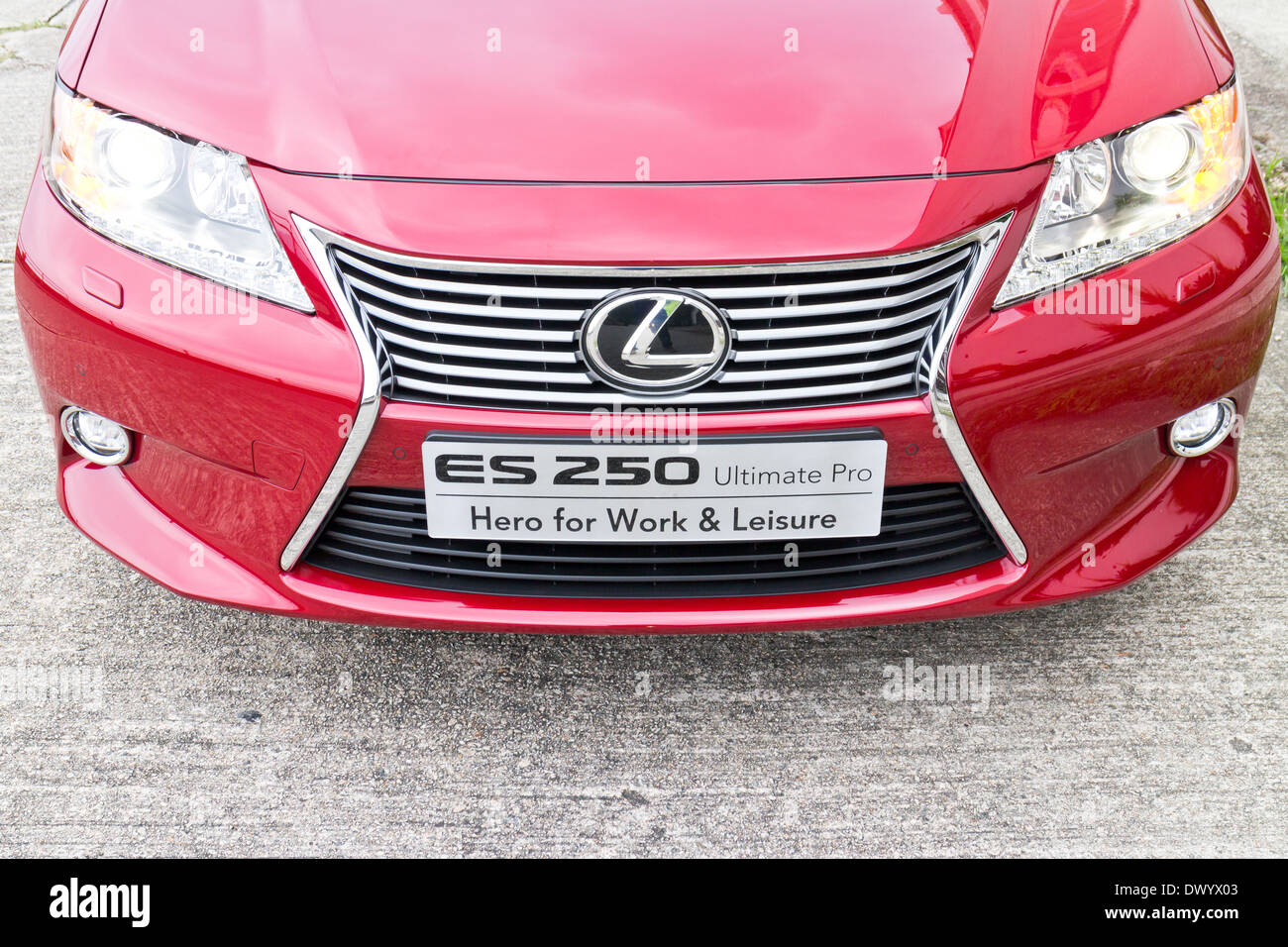 Lexus ES 250 Sedan 2013 Model with red colour Stock Photo - Alamy
