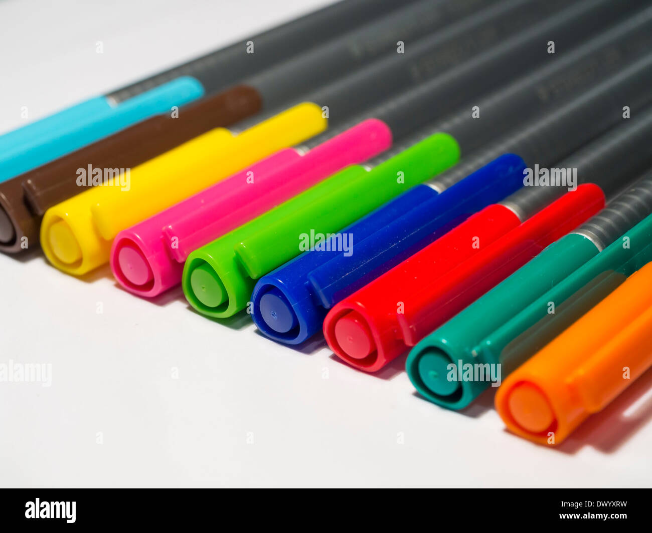 A set of felt-tip pens in many different colours Stock Photo - Alamy