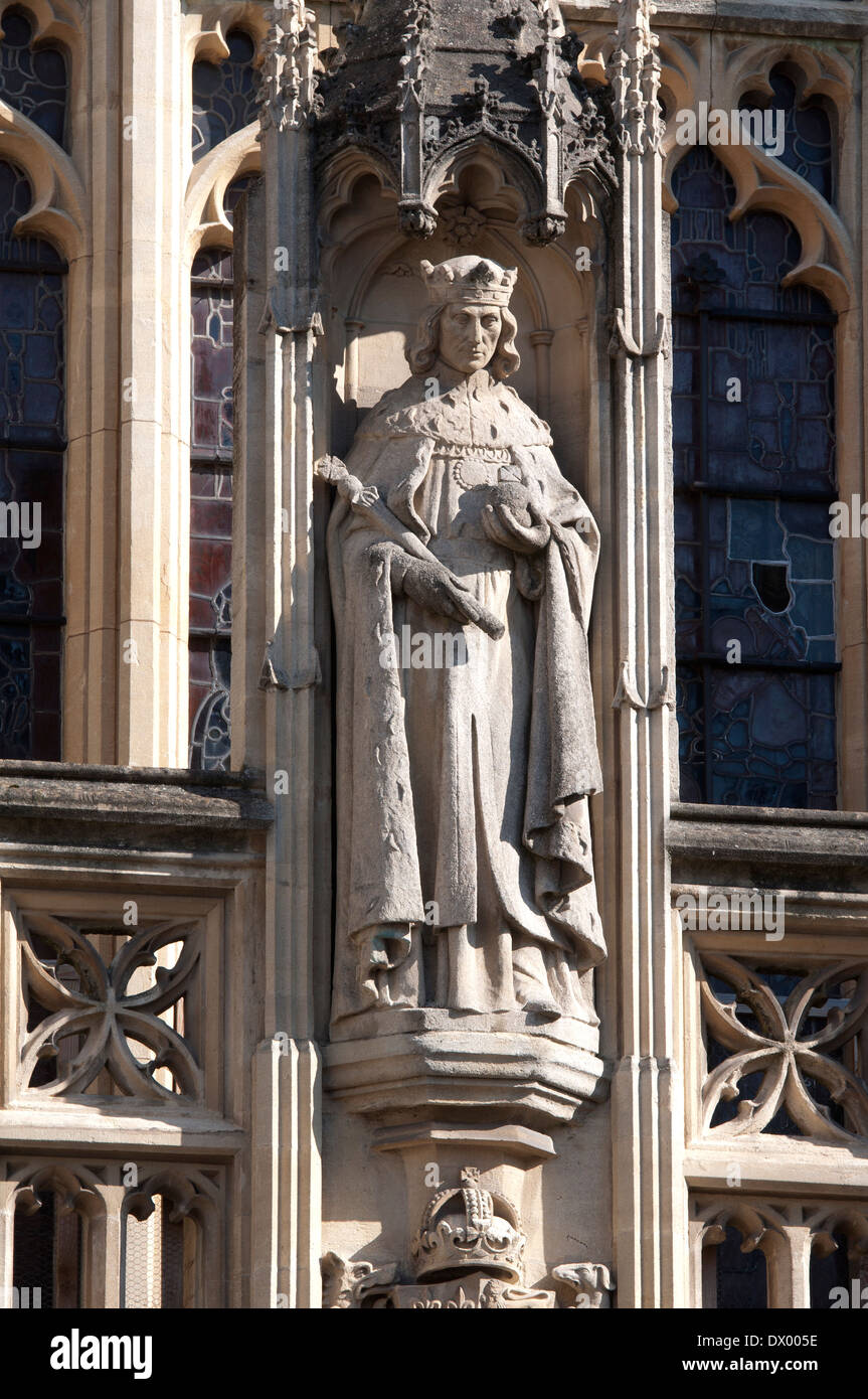 Stone sculptured statue hi-res stock photography and images - Alamy