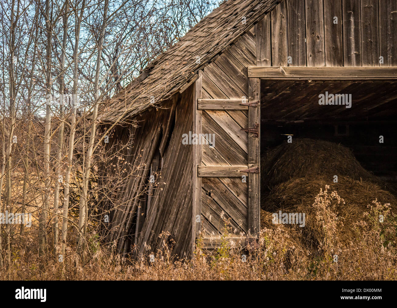 Fall barn hi-res stock photography and images - Alamy