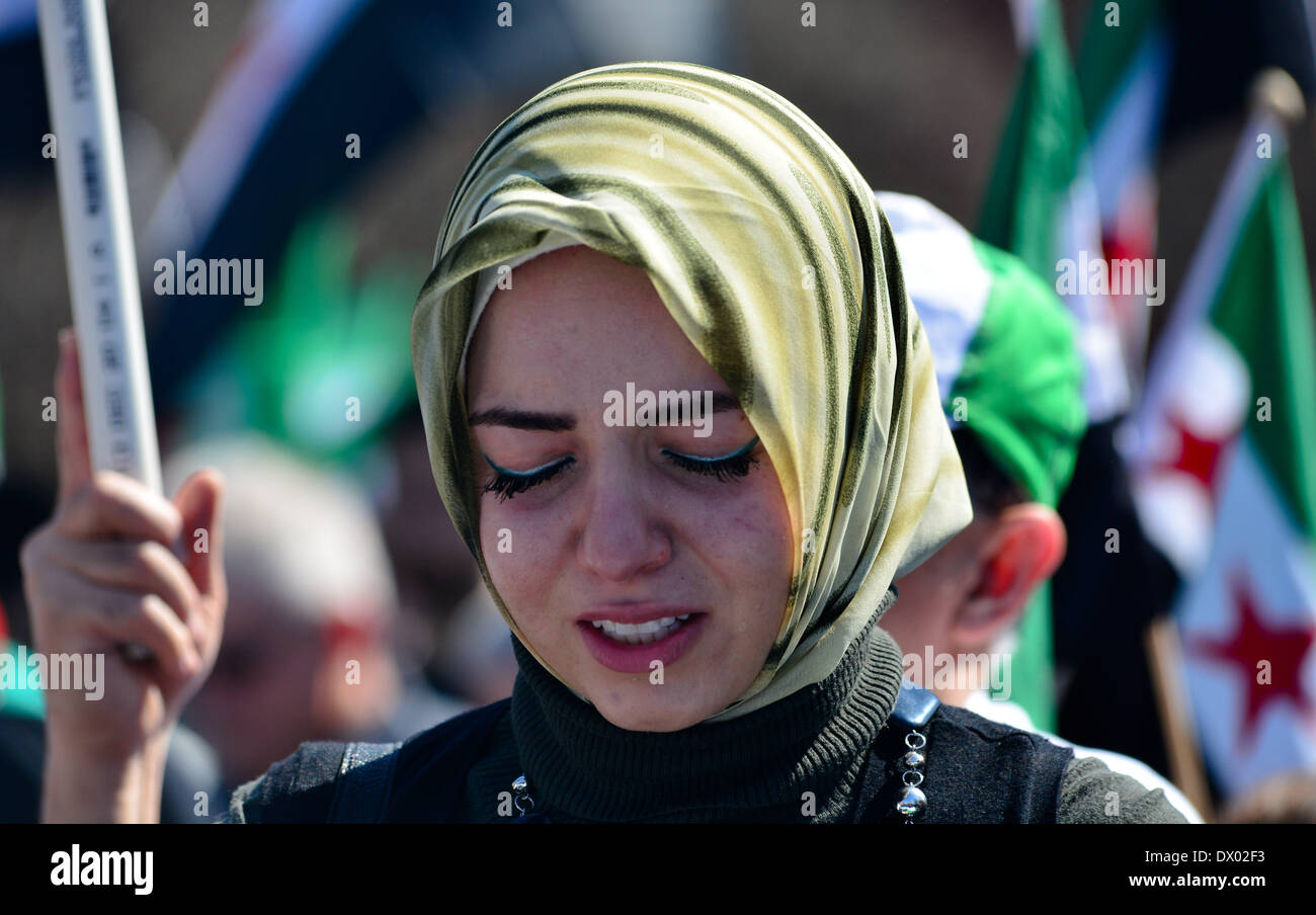 Washington DC, USA . 15th Mar, 2014. Syrian American women pray in ...