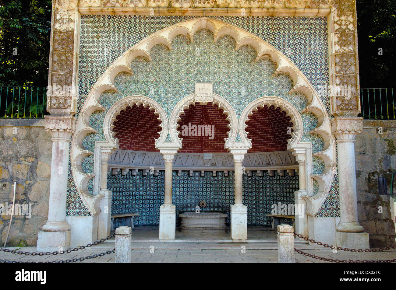 Moorish fountain sintra portugal hi-res stock photography and images ...