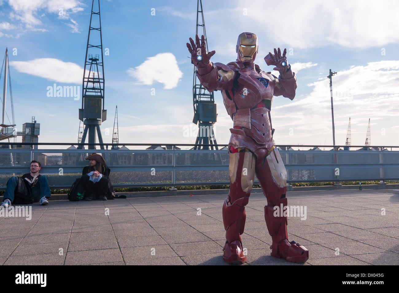 Iron man comic marvel hi-res stock photography and images - Alamy