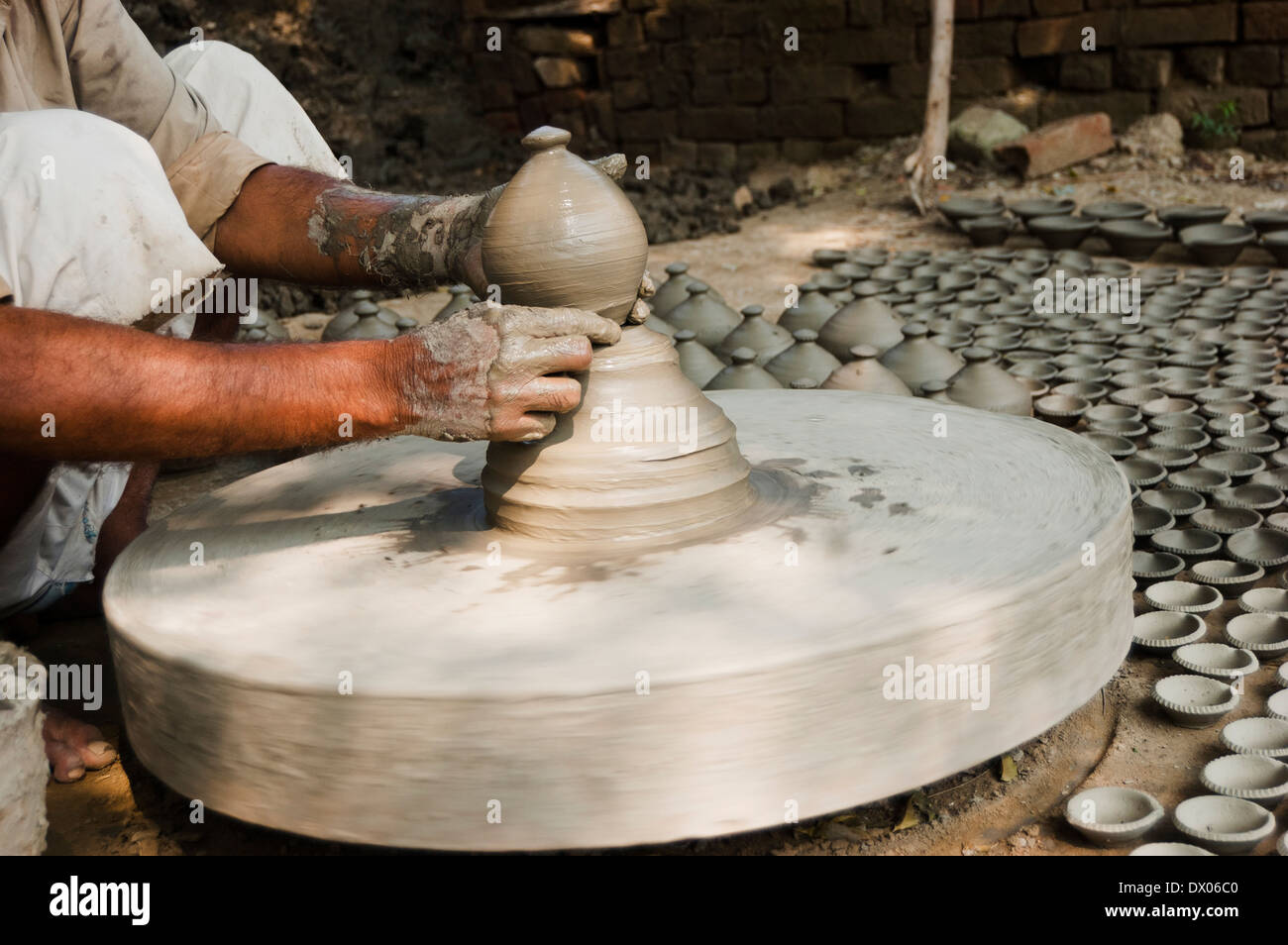 Indian kumhar hi-res stock photography and images - Alamy