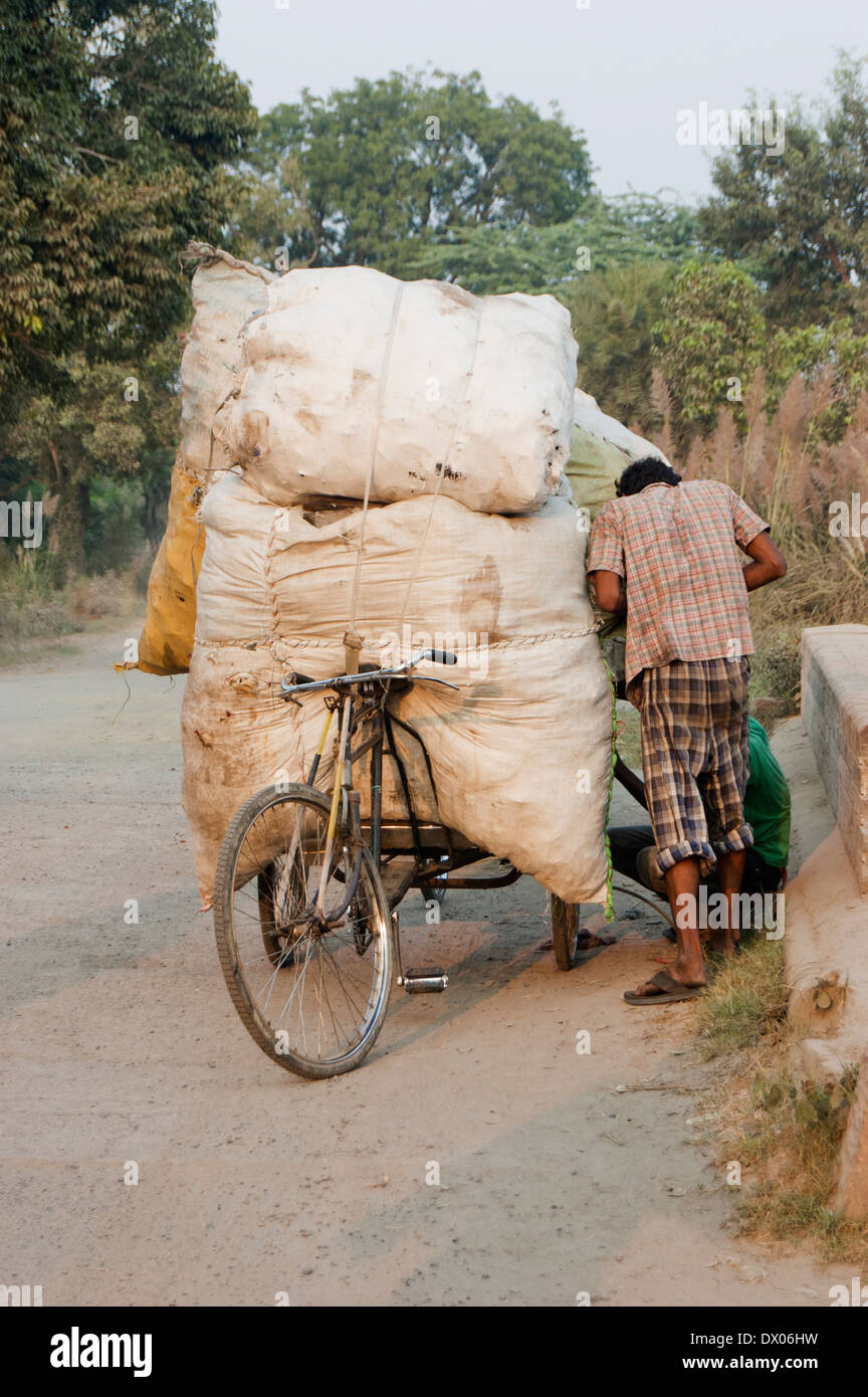 Indian Rural Working Stock Photo - Alamy