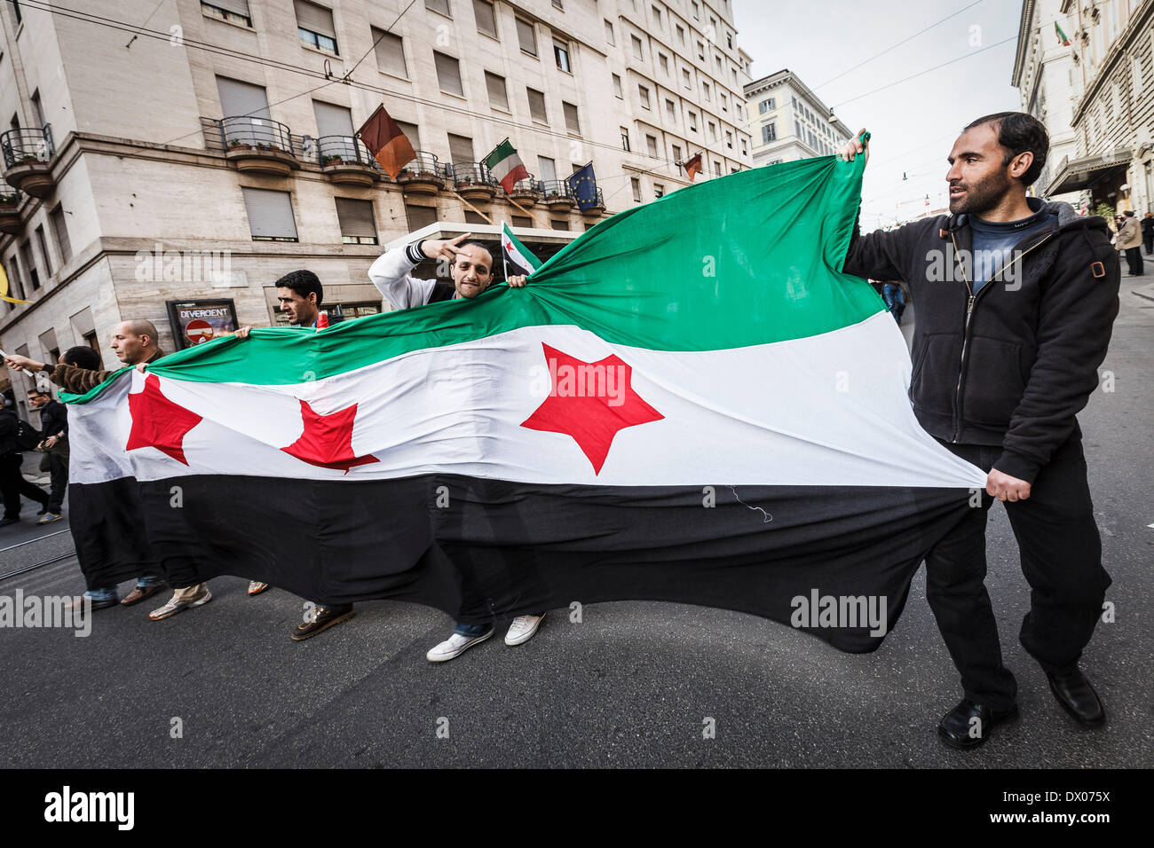 Arab community in italy hi-res stock photography and images - Alamy