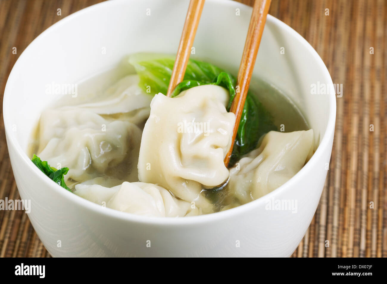 Single wonton hi-res stock photography and images - Alamy
