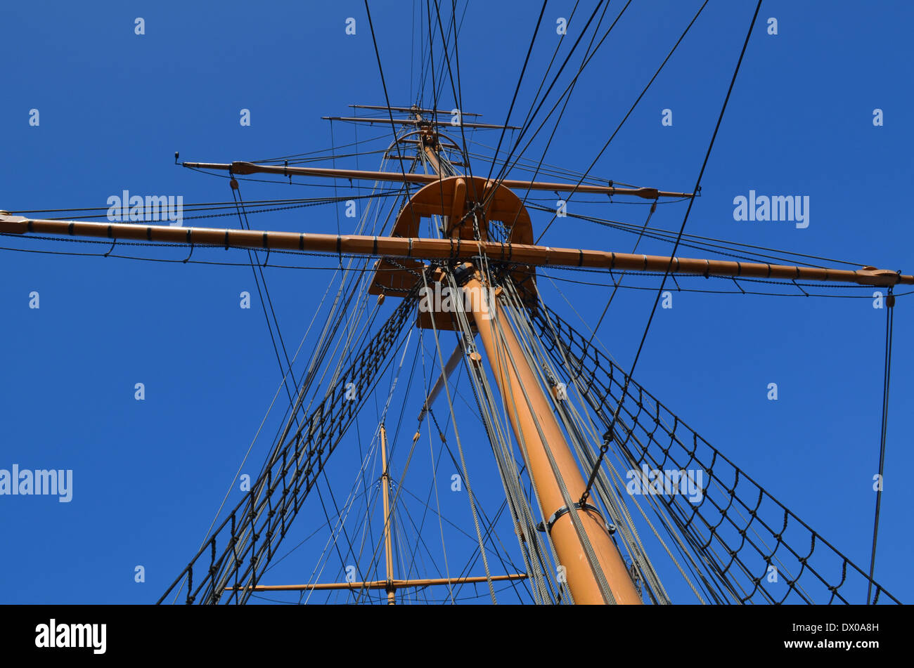 Wooden mast with rigging from a British Sloop ship Stock Photo - Alamy