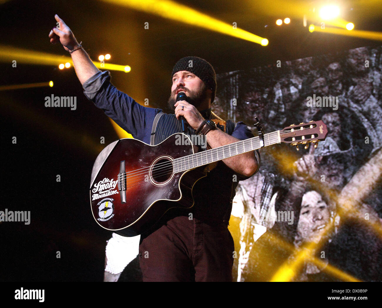Zac brown band hi-res stock photography and images - Alamy