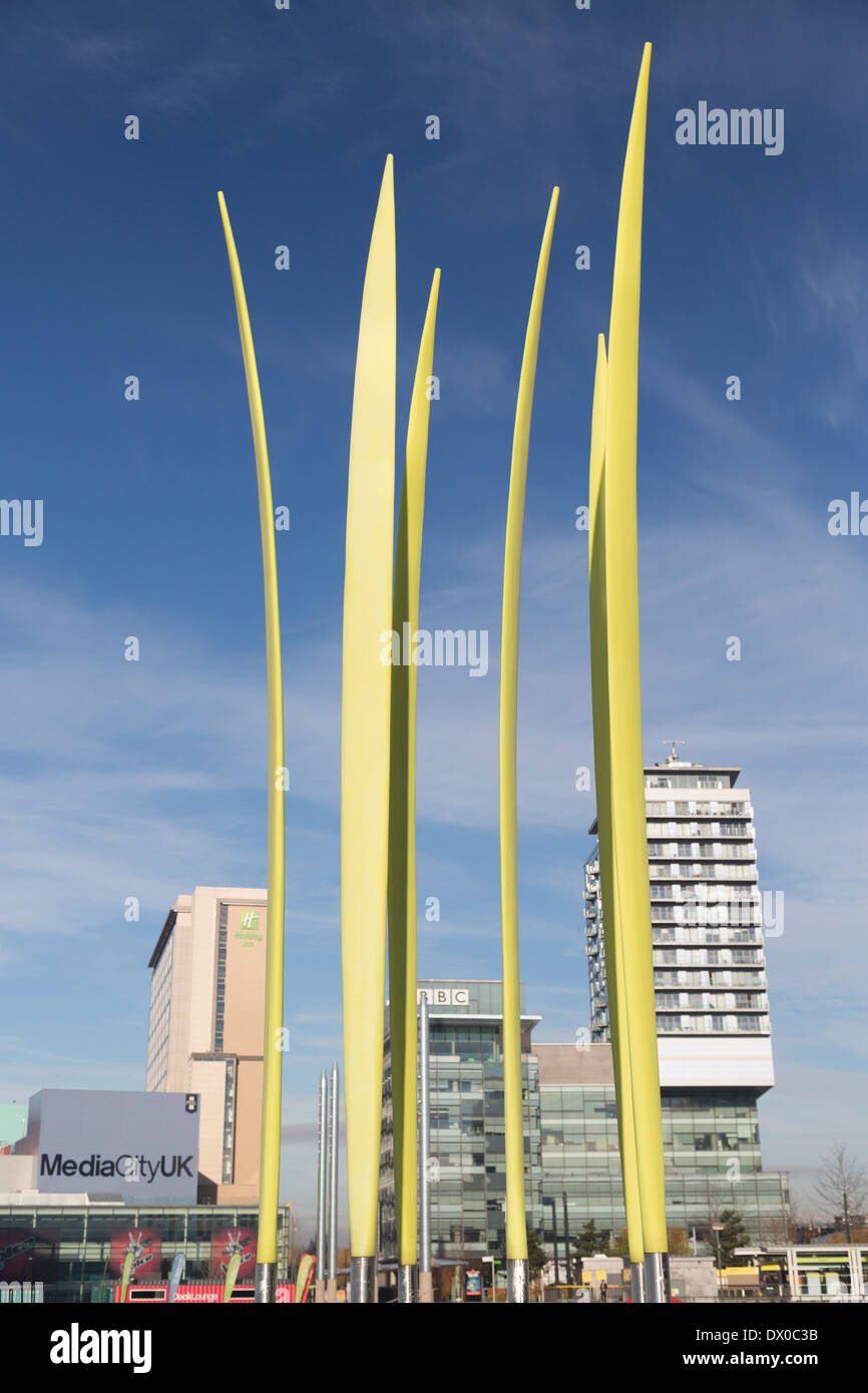 Complex sculpture hi-res stock photography and images - Alamy