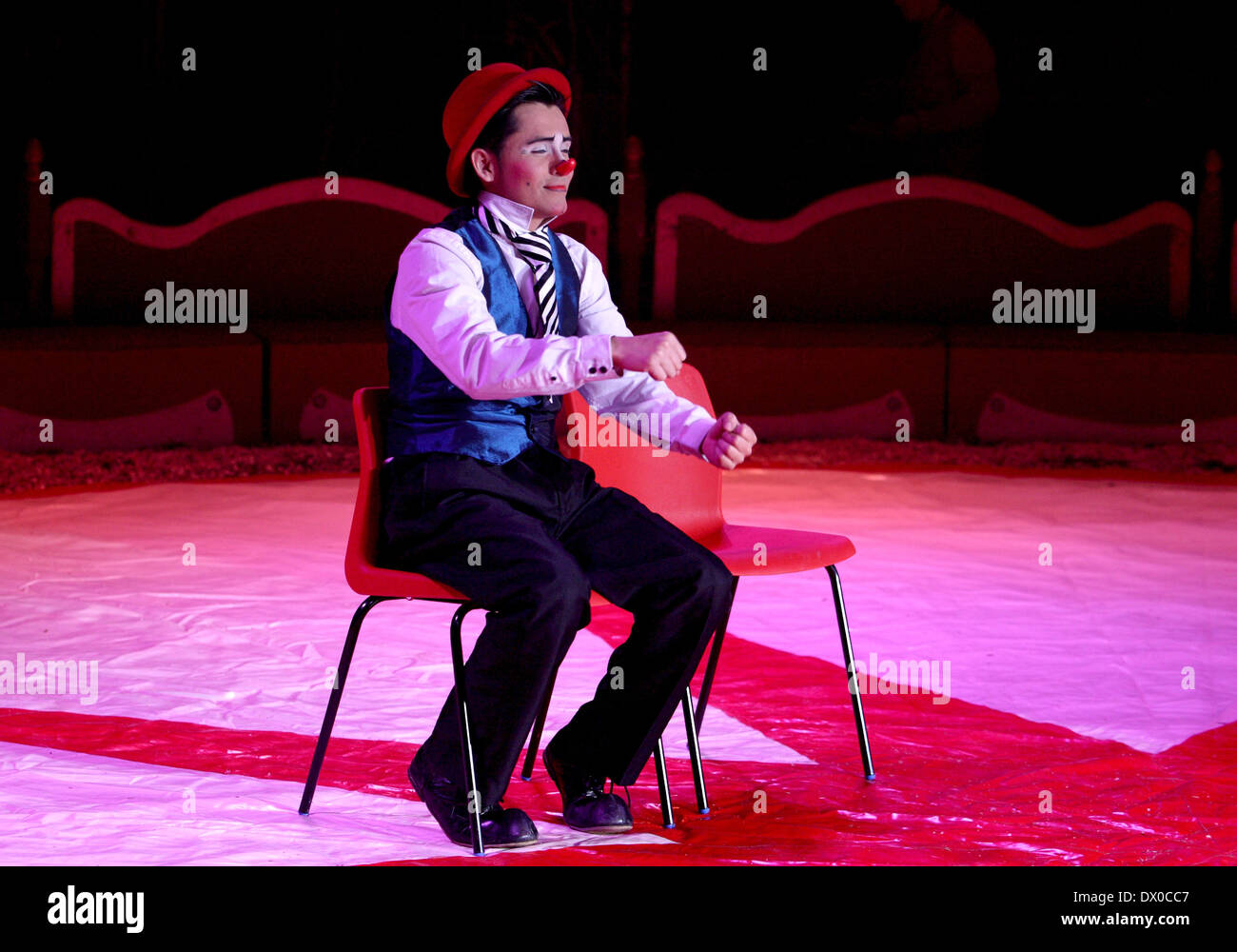 Clowns performing in circus tent hi-res stock photography and images ...