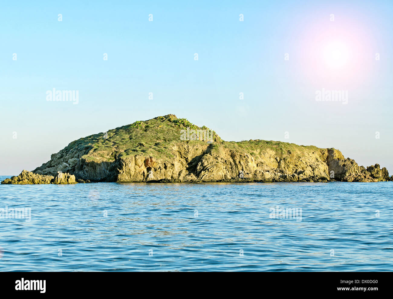 Deserted island in the ocean Stock Photo - Alamy