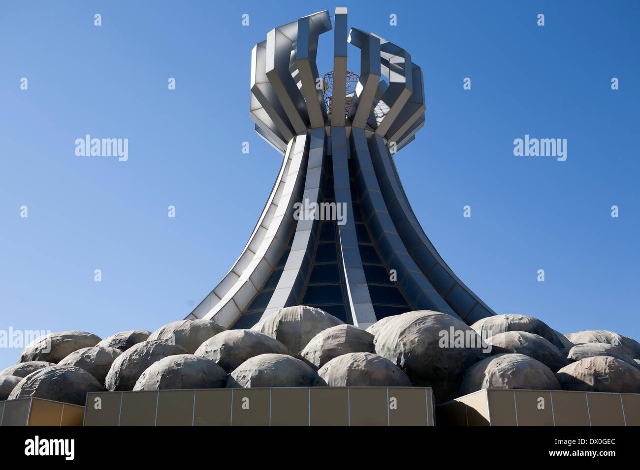 Halabja monument hi-res stock photography and images - Alamy